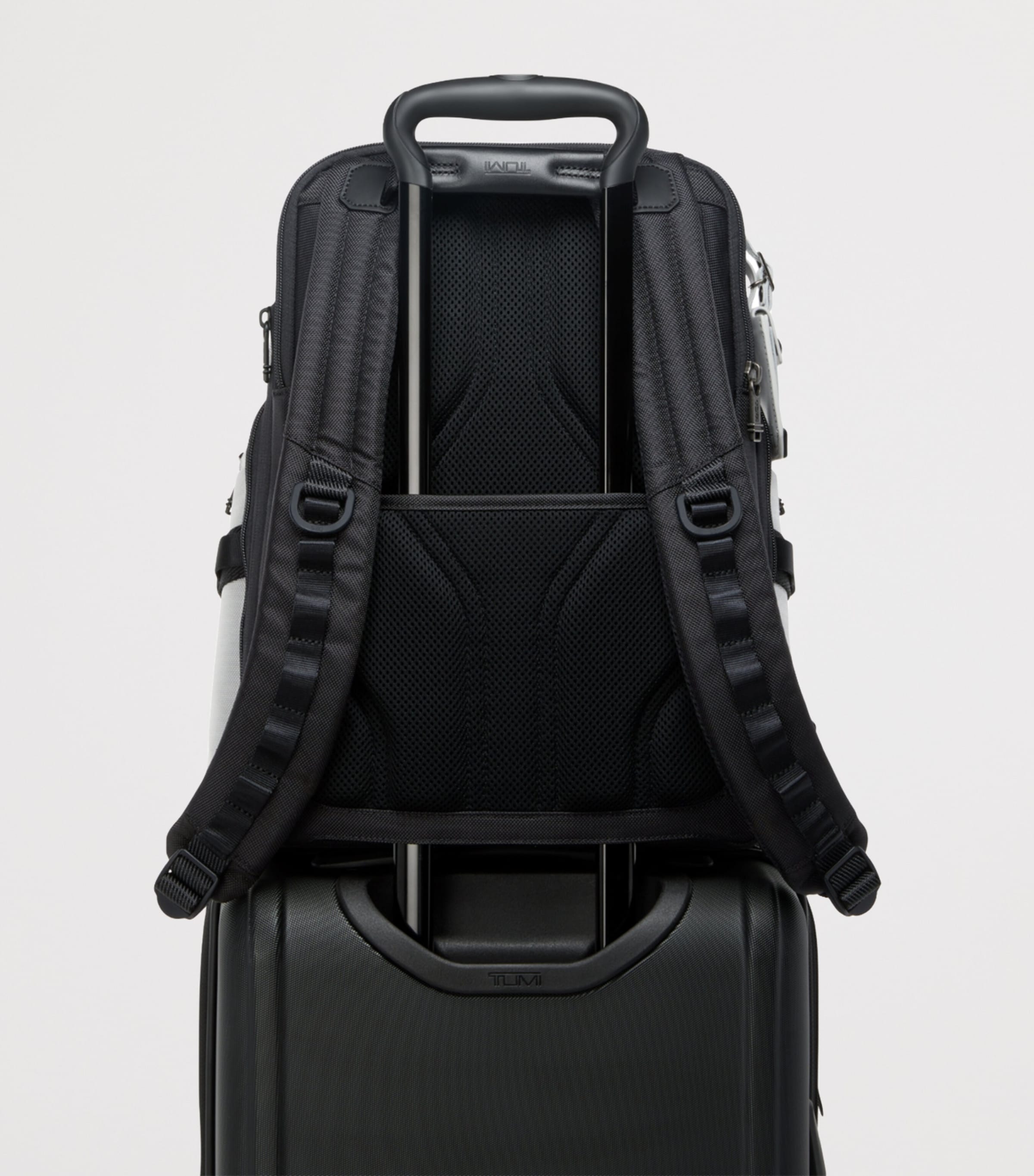 Tumi Alpha Bravo Navigation Backpack | Harrods DE