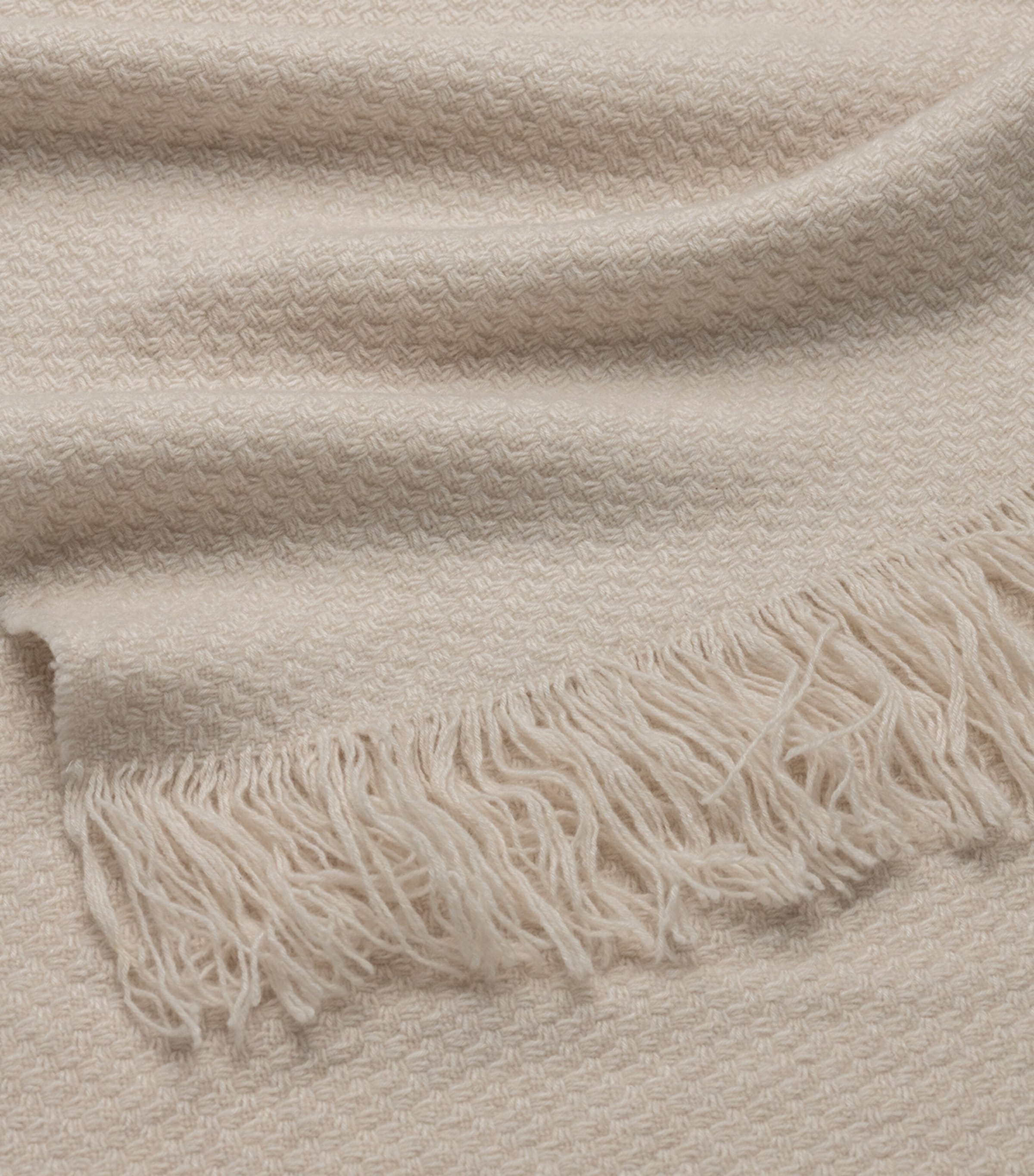 Begg x Co Cashmere Mossband Soul Throw (125cm x 195cm) | Harrods AU