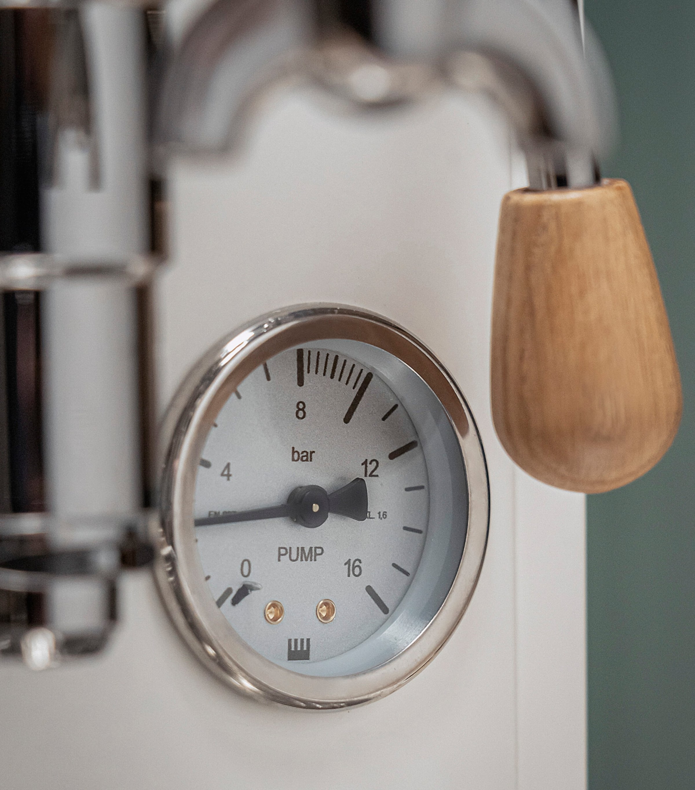 La Pavoni Mini Cellini Semi-Pofessional Domestic Coffee Machine ...