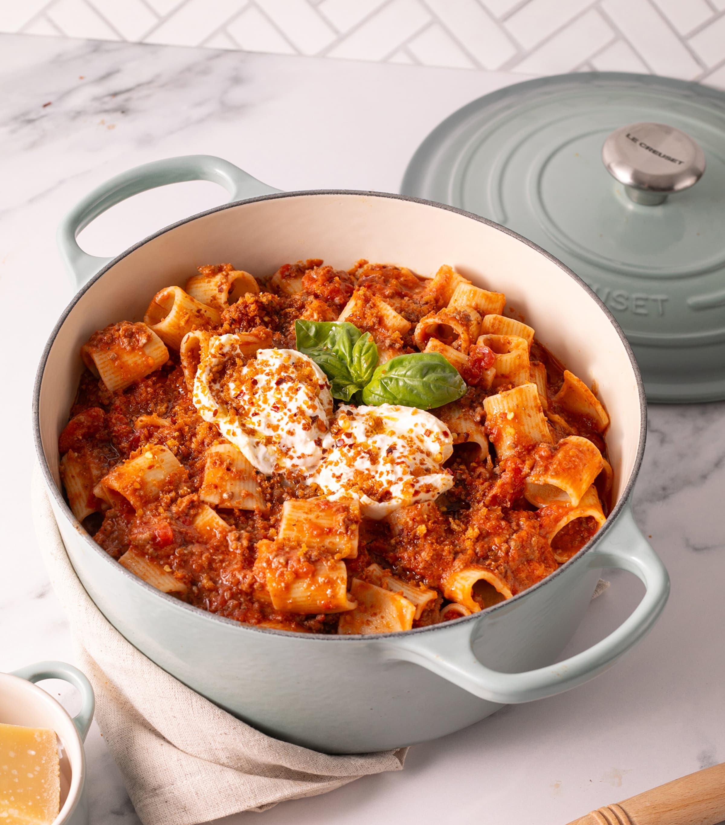 Le Creuset Blue Cast Iron Round Casserole Dish (24cm) | Harrods UK