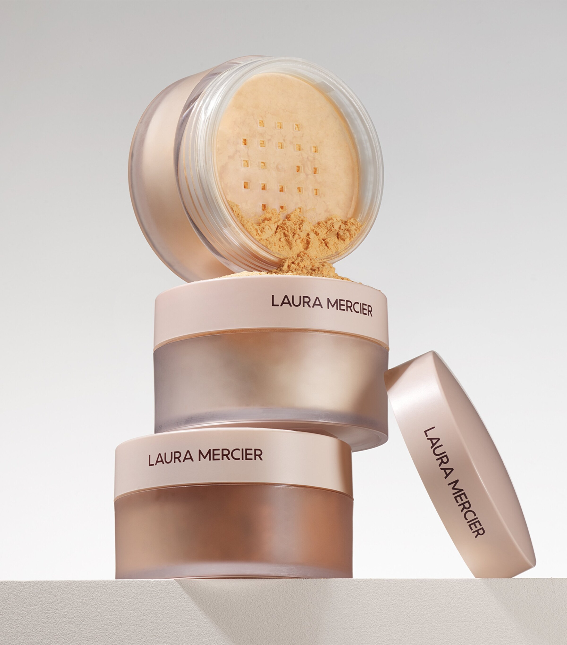 Laura Mercier Translucent Loose Setting Powder Ultra Blur Harrods UK