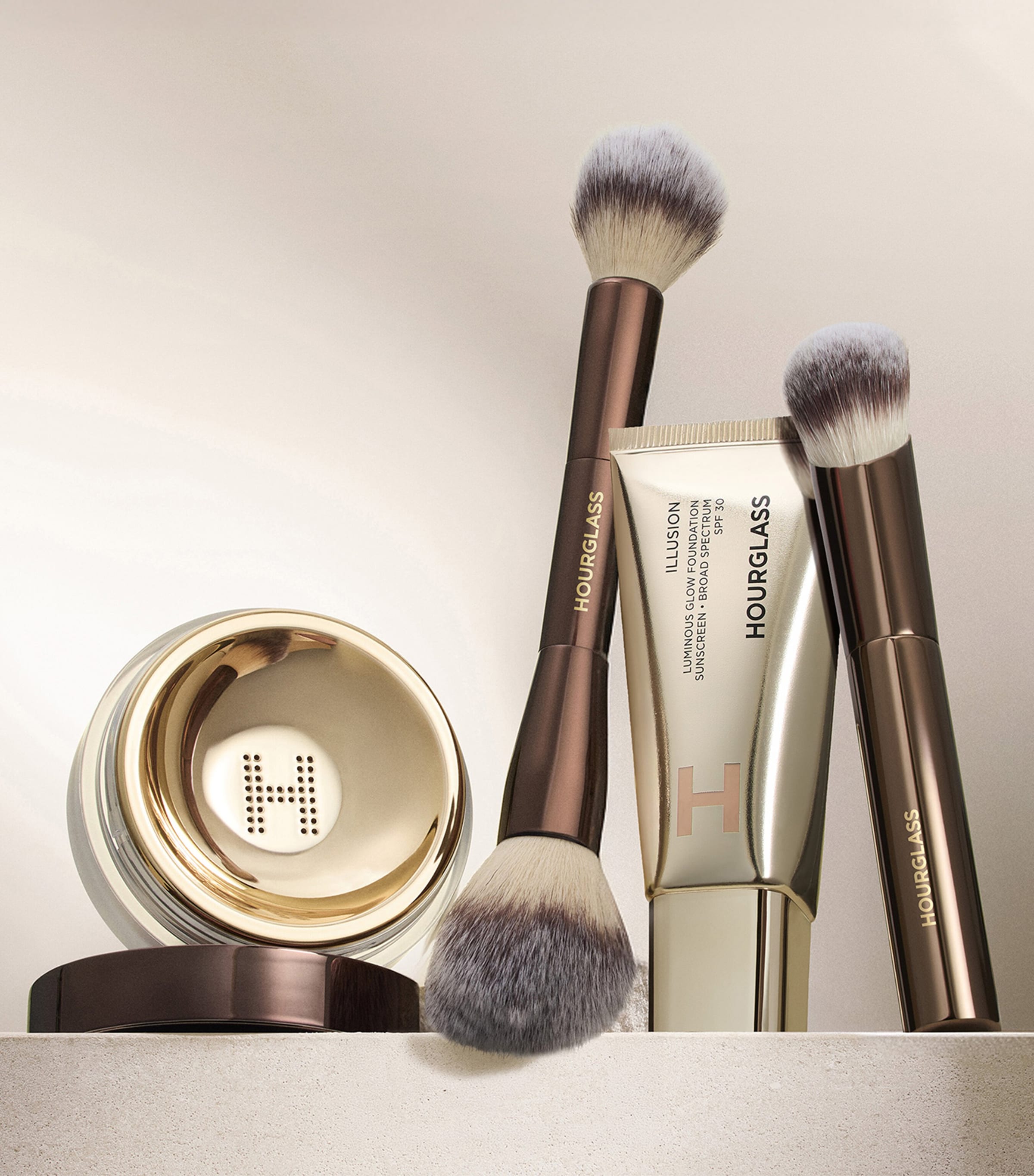 Hourglass Luminous Glow Foundation SPF30 | Harrods HK