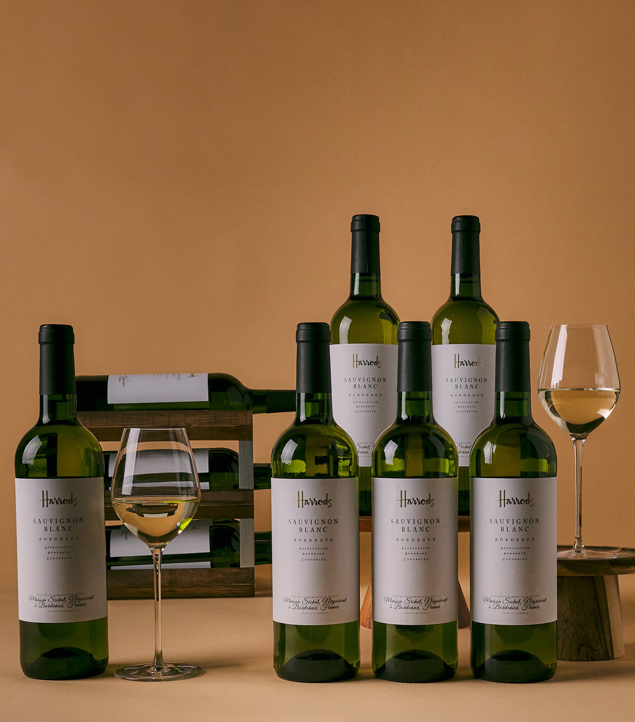 Harrods Sauvignon Blanc Wine Case (12 Bottles) - Bordeaux, France ...