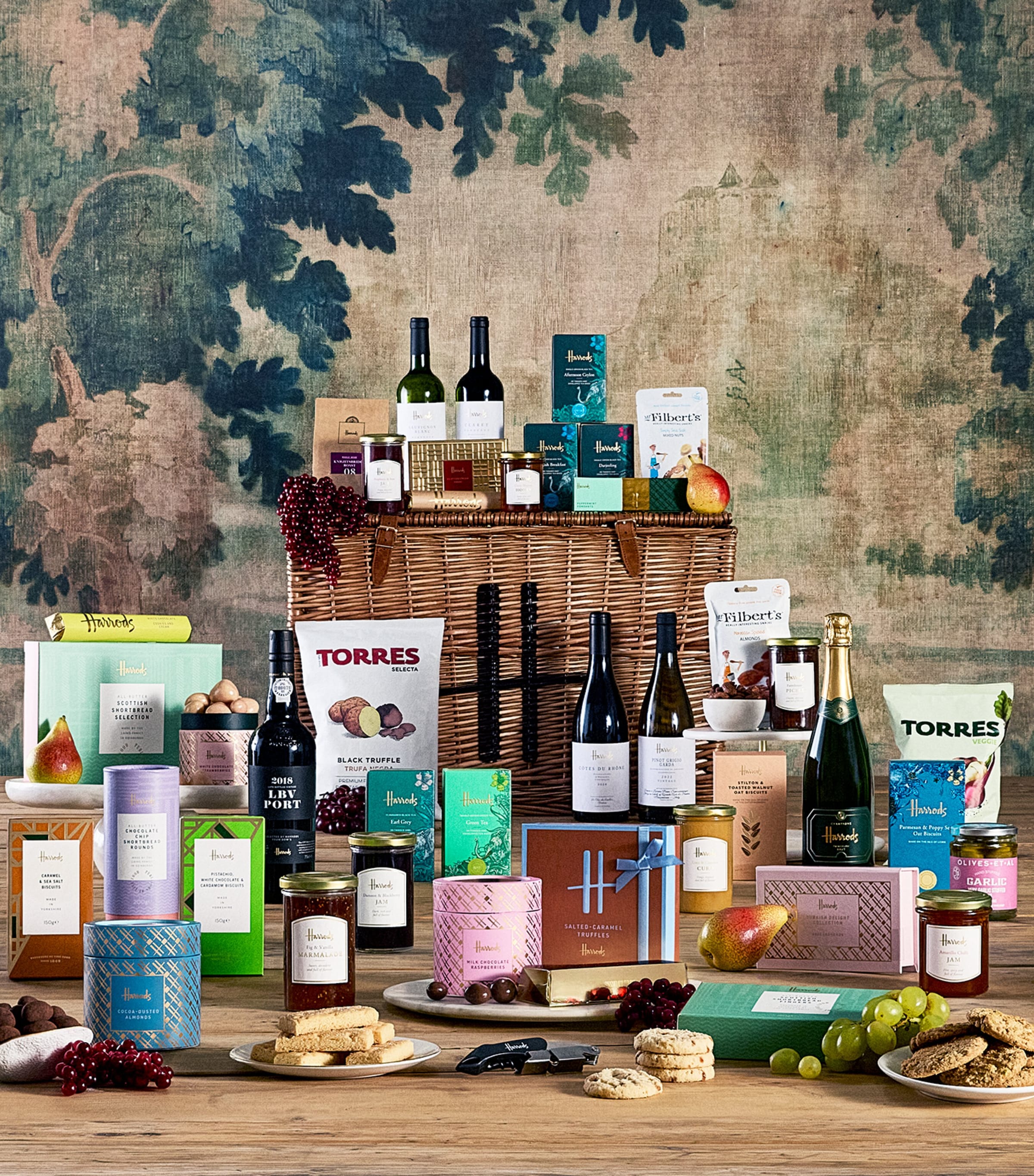 Gift Baskets & Gift Boxes | Harrods US