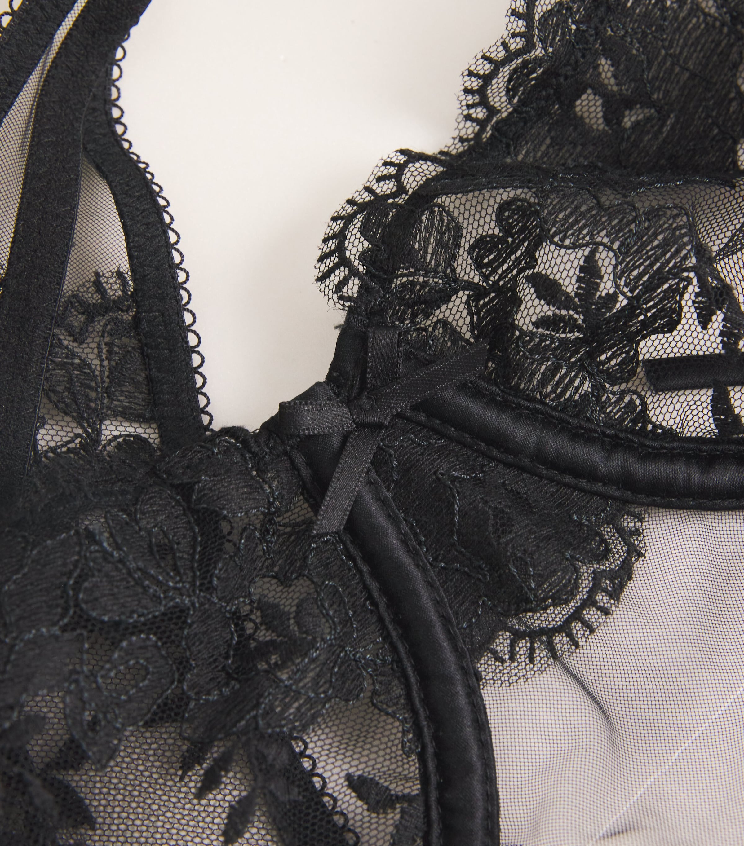 Skims Black Lace Demi Crotchless Teddy | Harrods NZ
