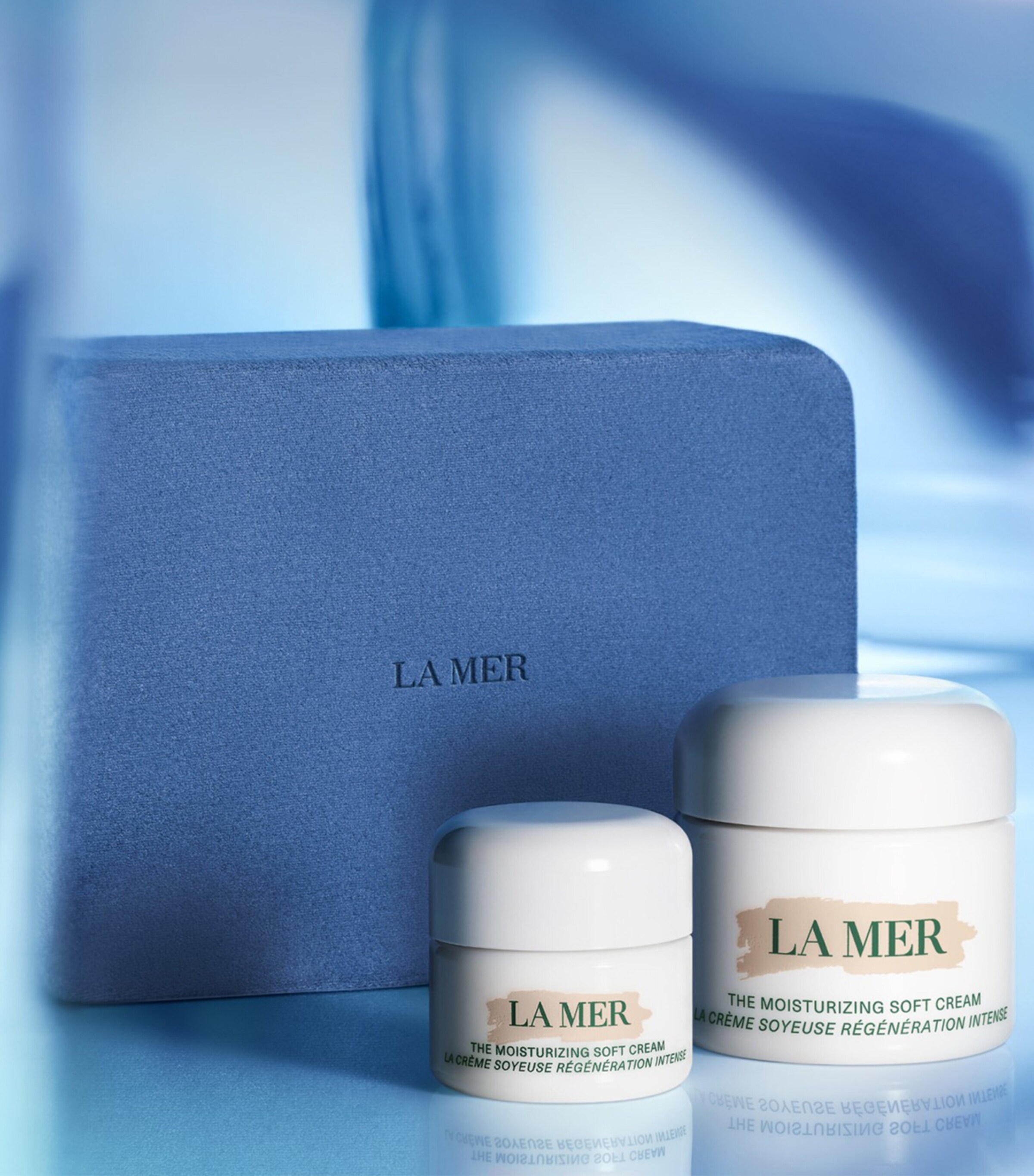 La Mer The Moisturizing Soft Cream Duet Gift Set (Worth £390) | Harrods HK
