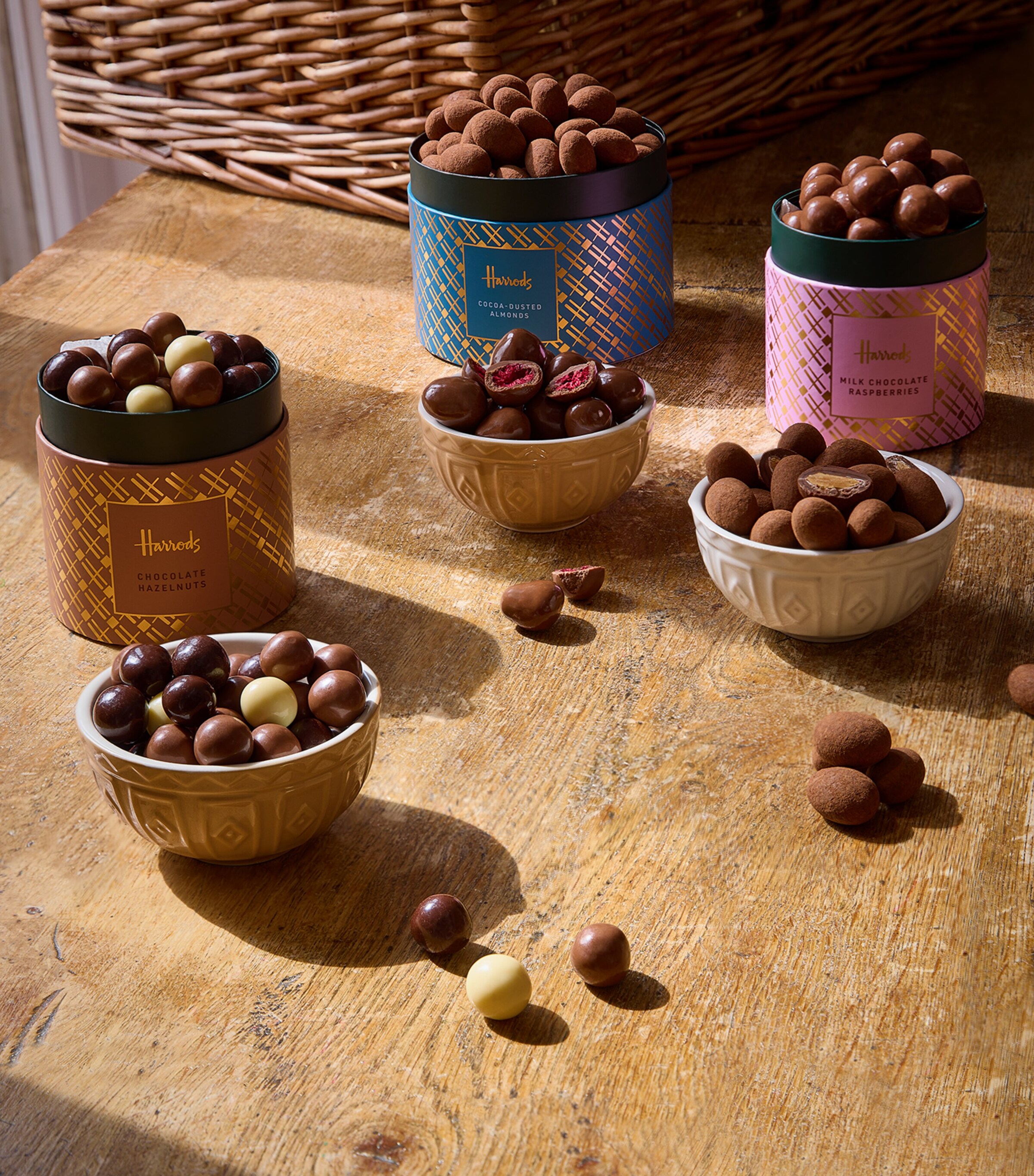 Harrods The Food Halls Collection Hamper | Harrods UK