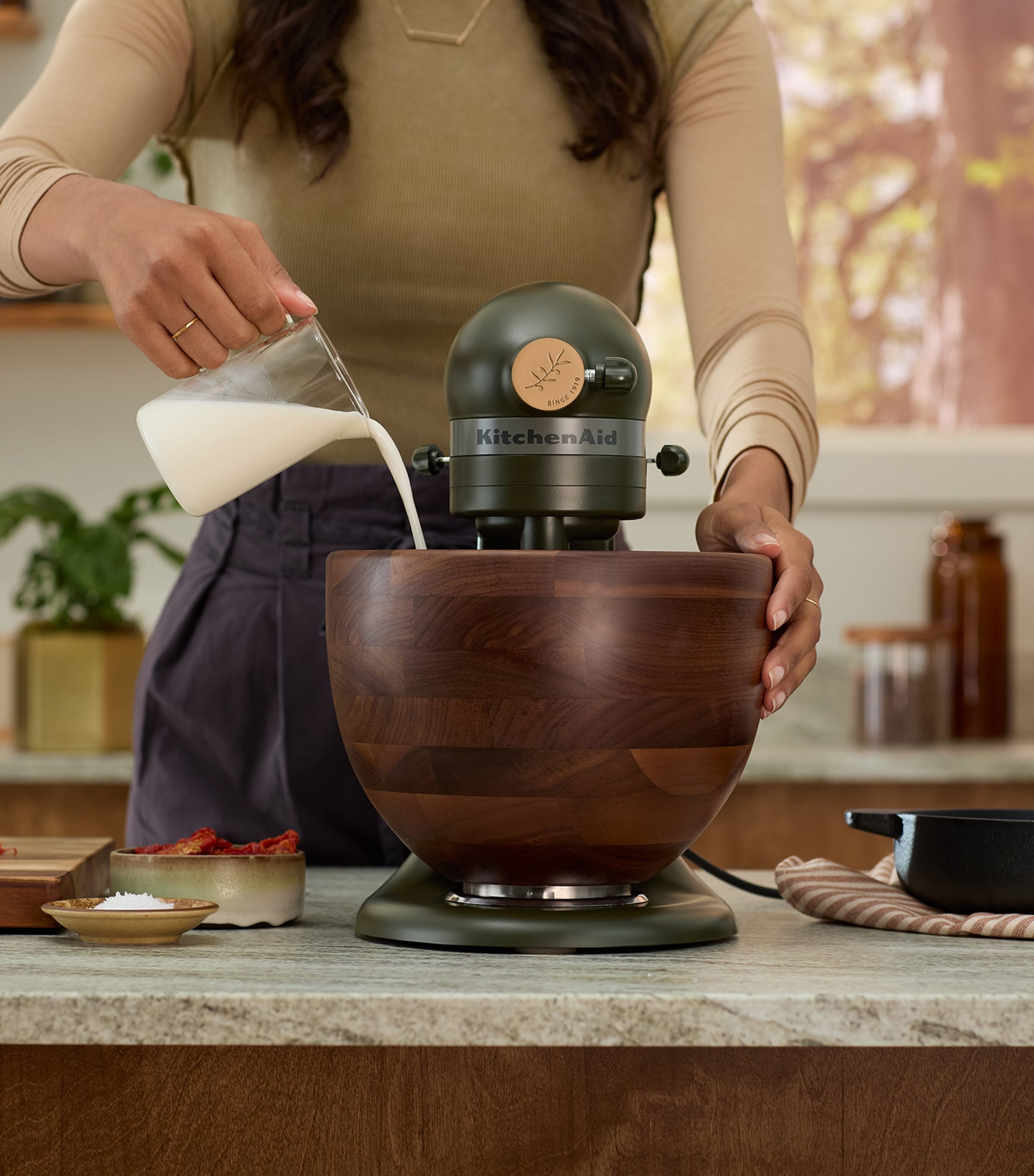 KitchenAid Evergreen Artisan Stand Mixer (4.7L) | Harrods UK