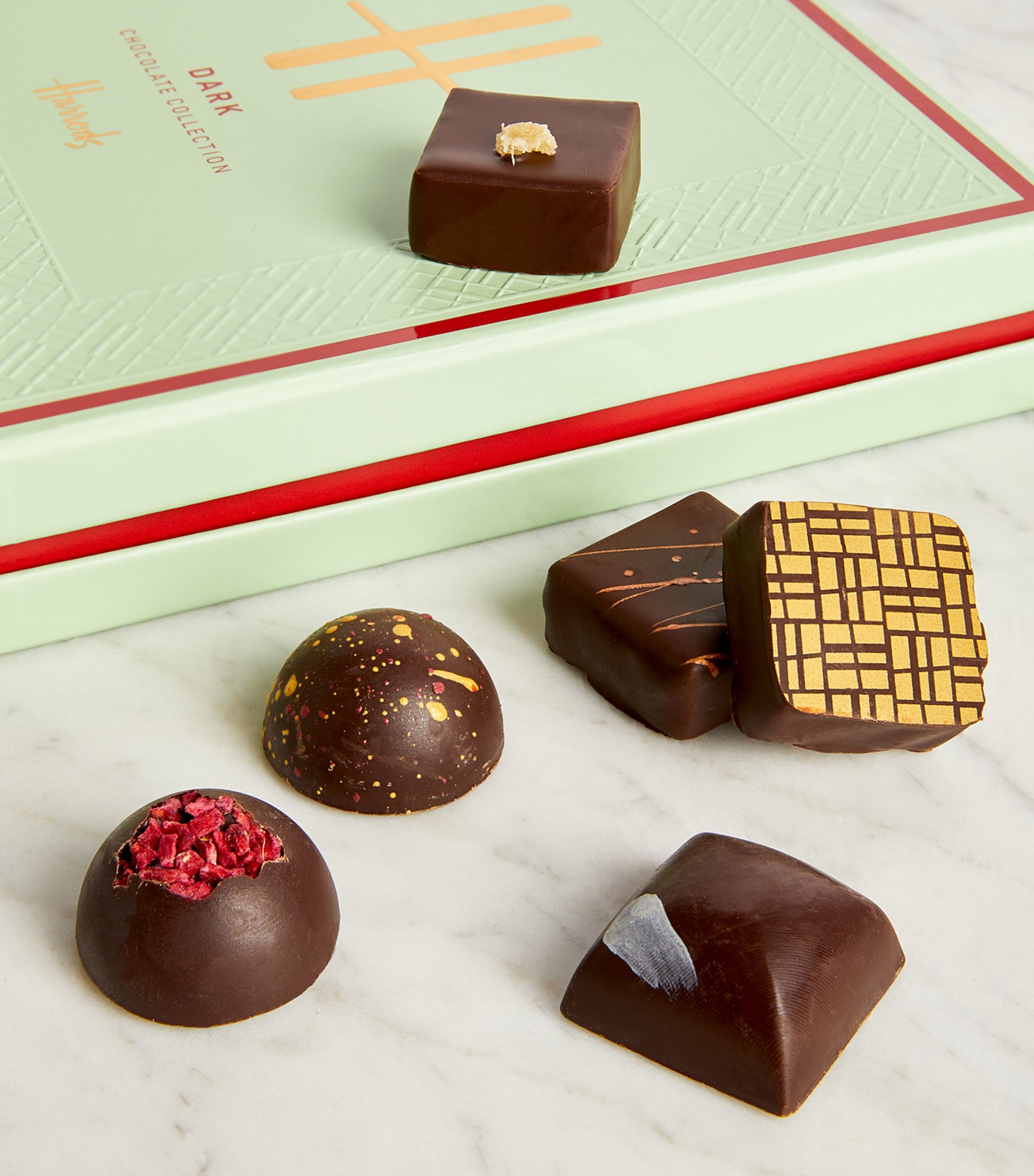 Harrods Dark Chocolate Collection 16-Piece Selection Box (126g ...