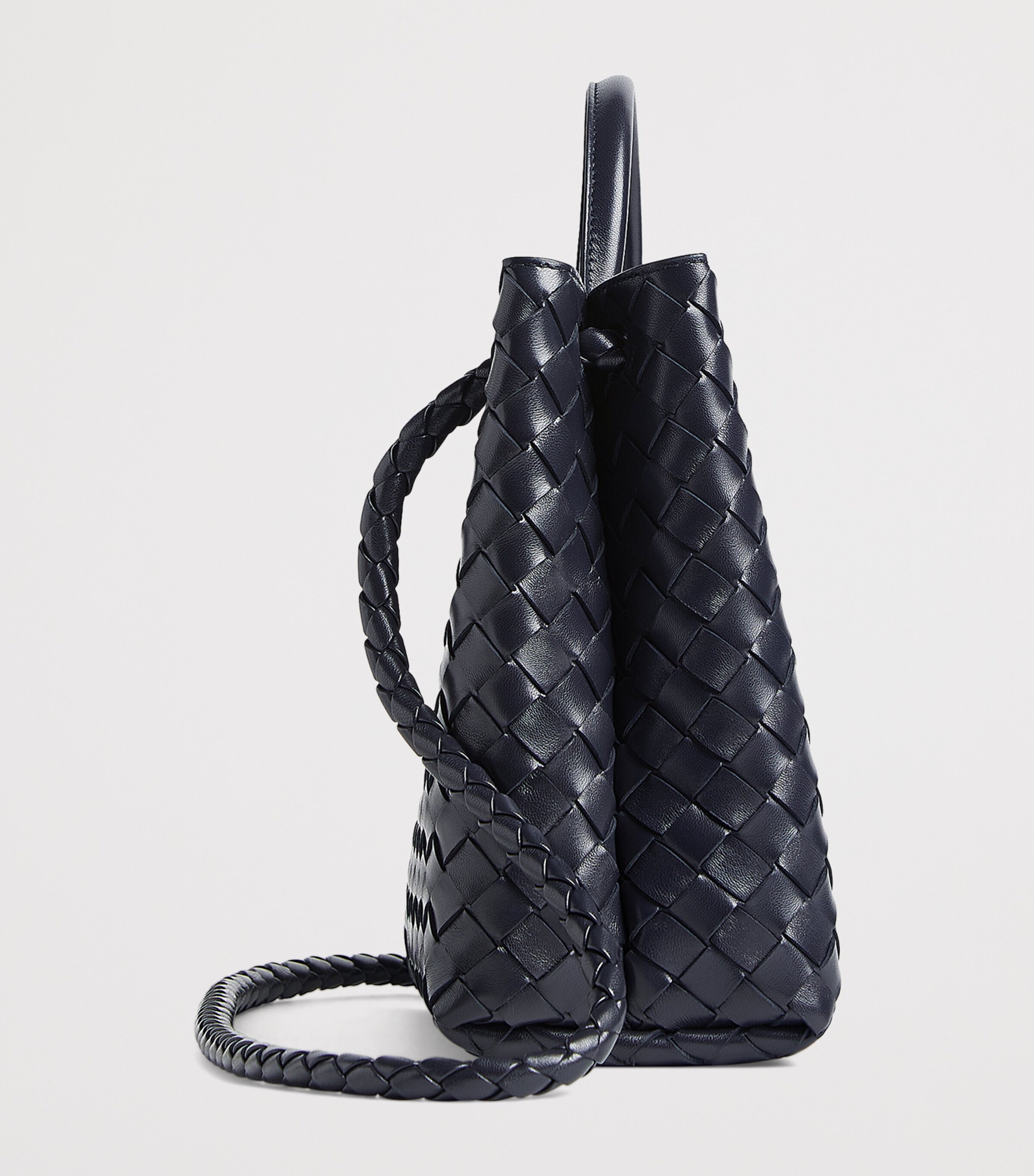 Bottega Veneta Blue Medium Leather Andiamo Shoulder Bag | Harrods CA