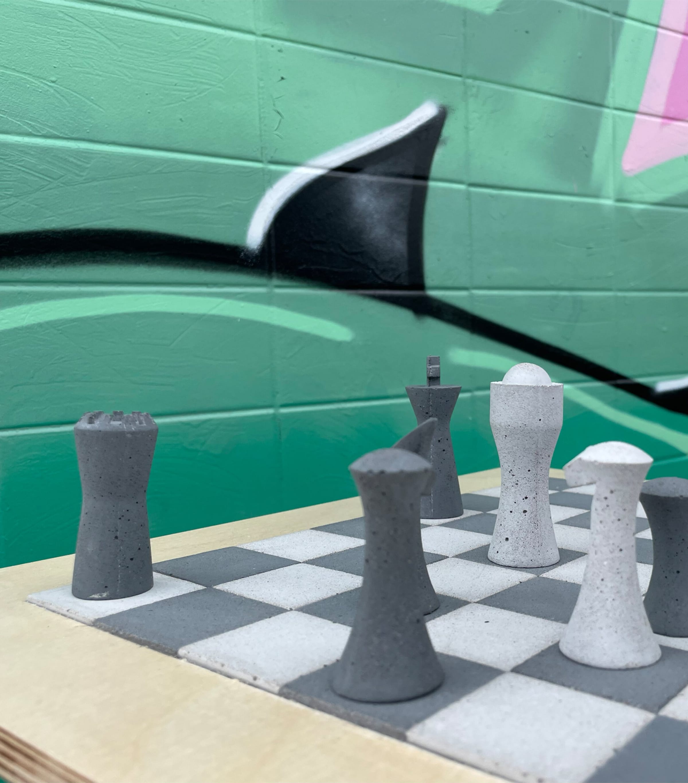 Purling Grey x Daniel Caesar Spergy Chess Set | Harrods NL