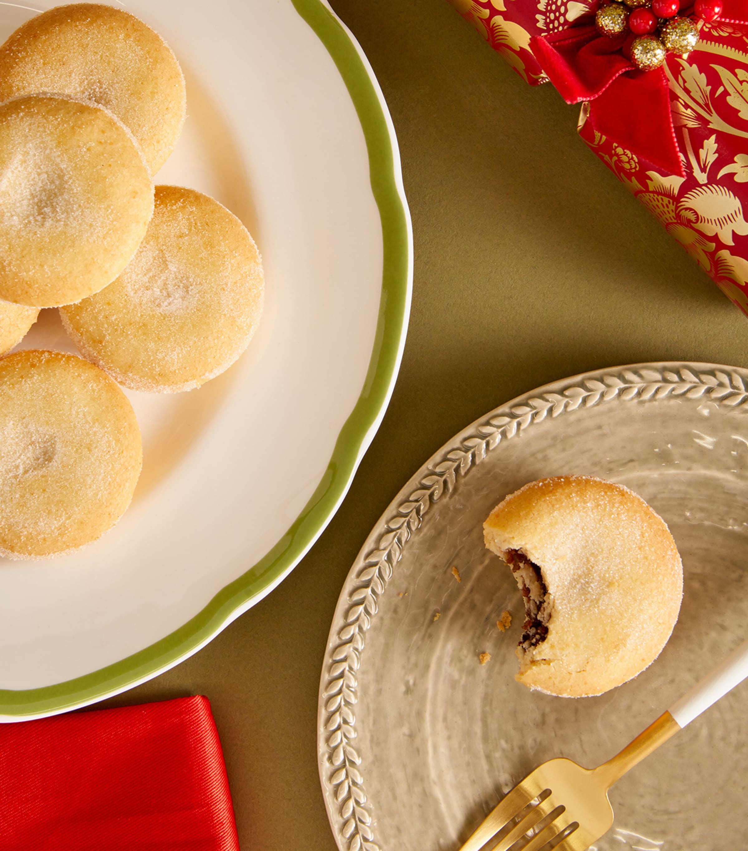 Harrods 6 Classic Mince Pies (300g) | Harrods UK