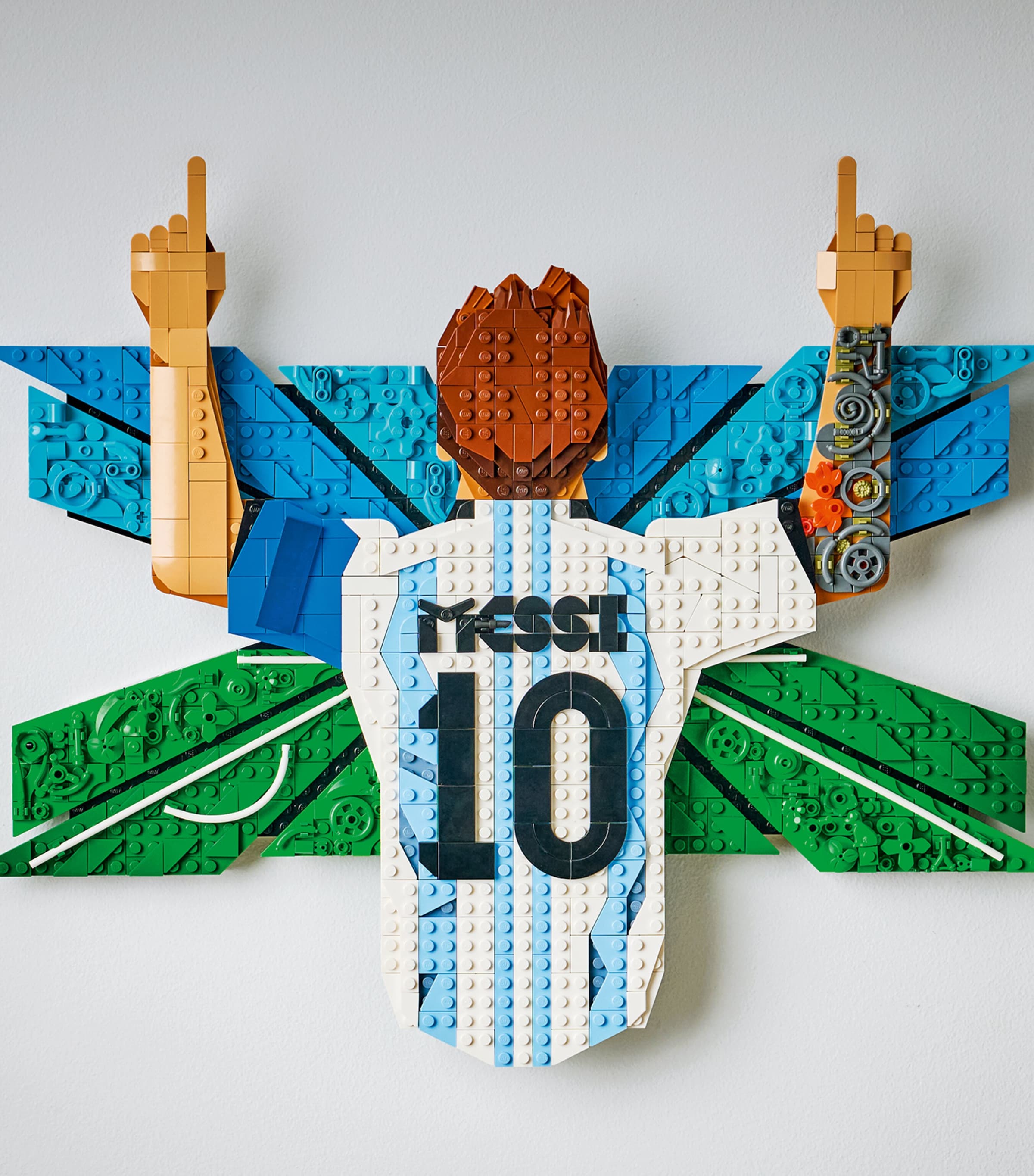 Lego LEGO Editions Lionel Messi – Celebration Building Set 43018 ...