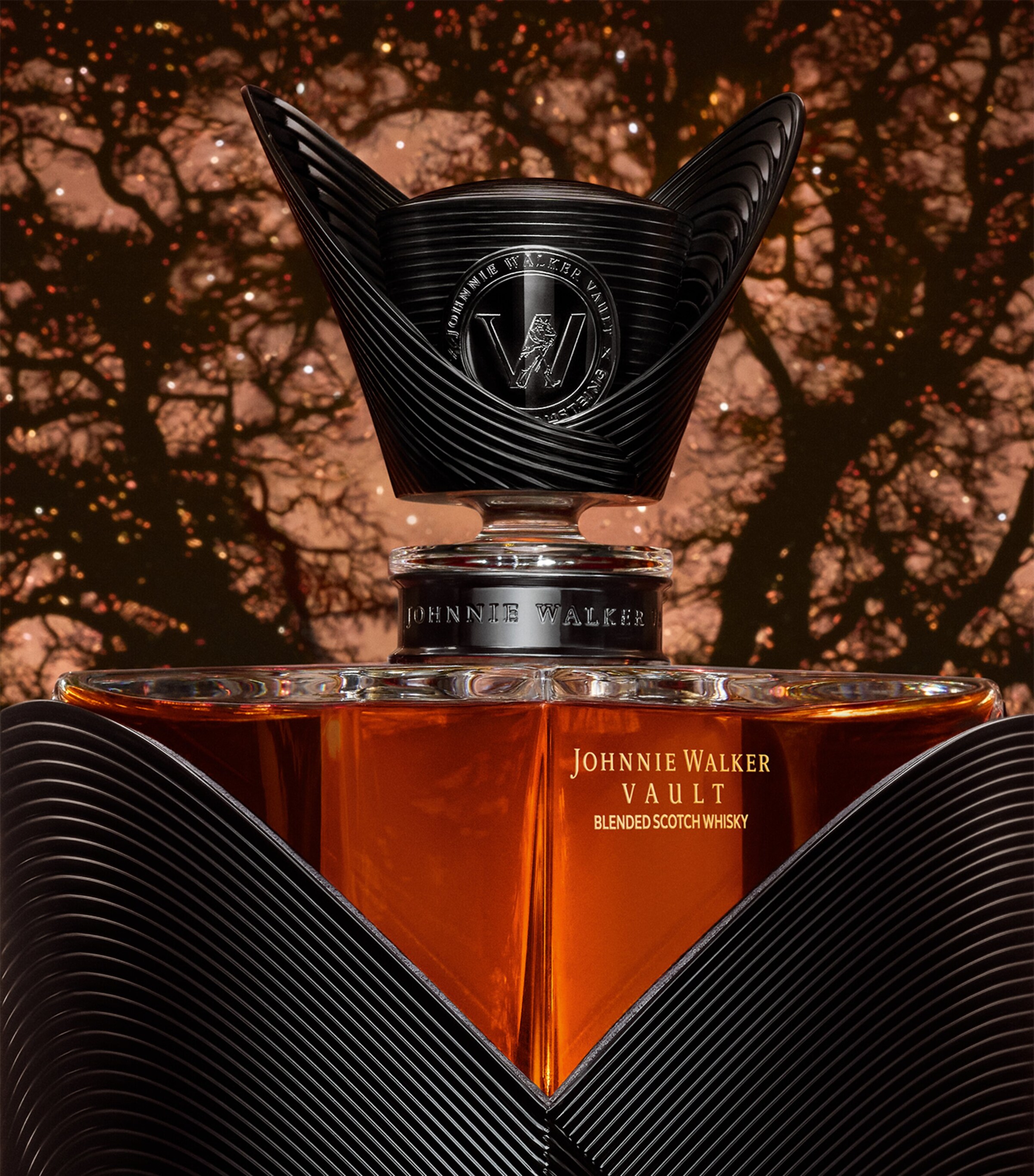 Johnnie Walker Vault Couture Expressions - Winter Scotch Whisky (70cl ...