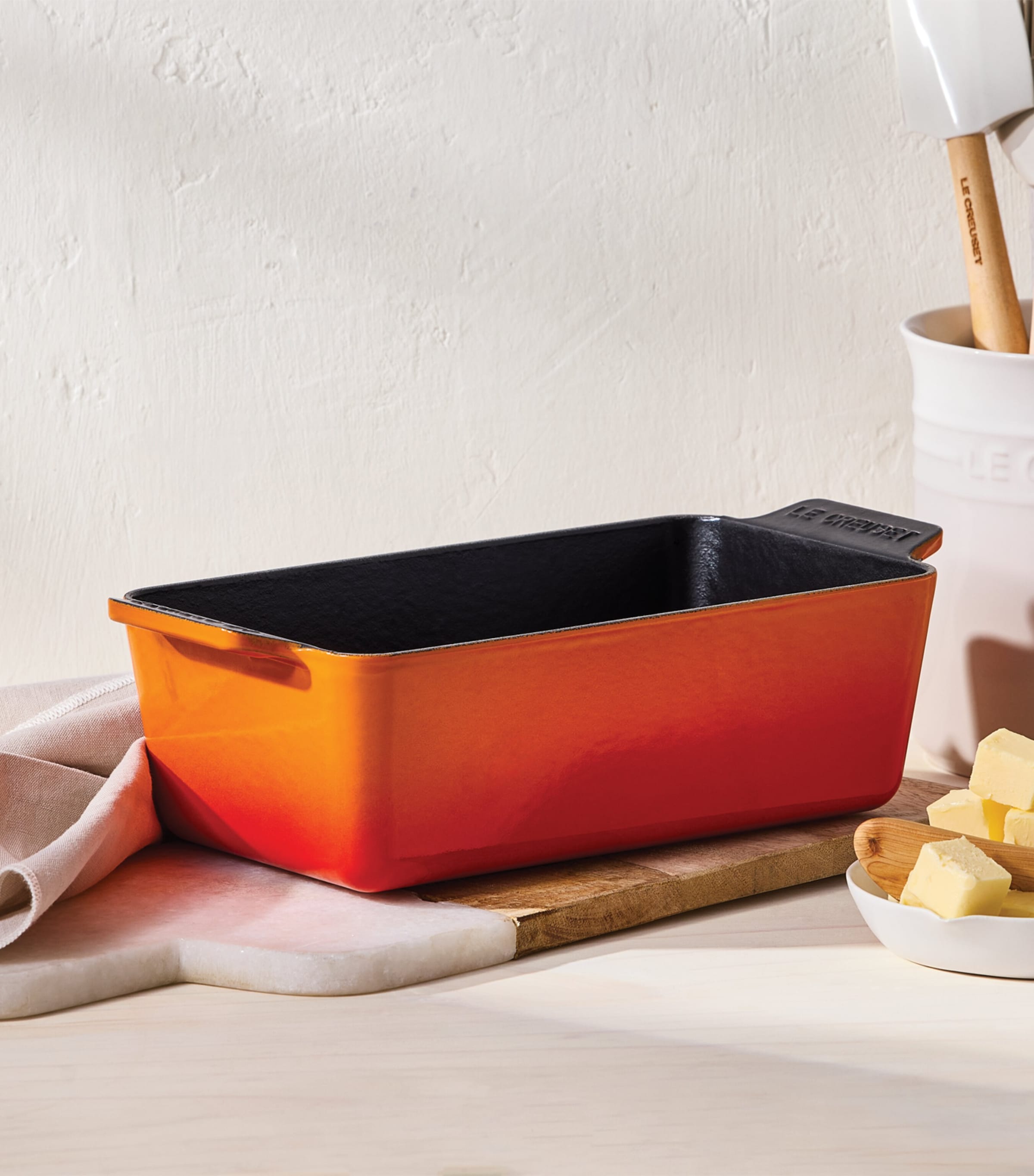 Le Creuset Cast Iron Loaf Pan (23cm) | Harrods FR