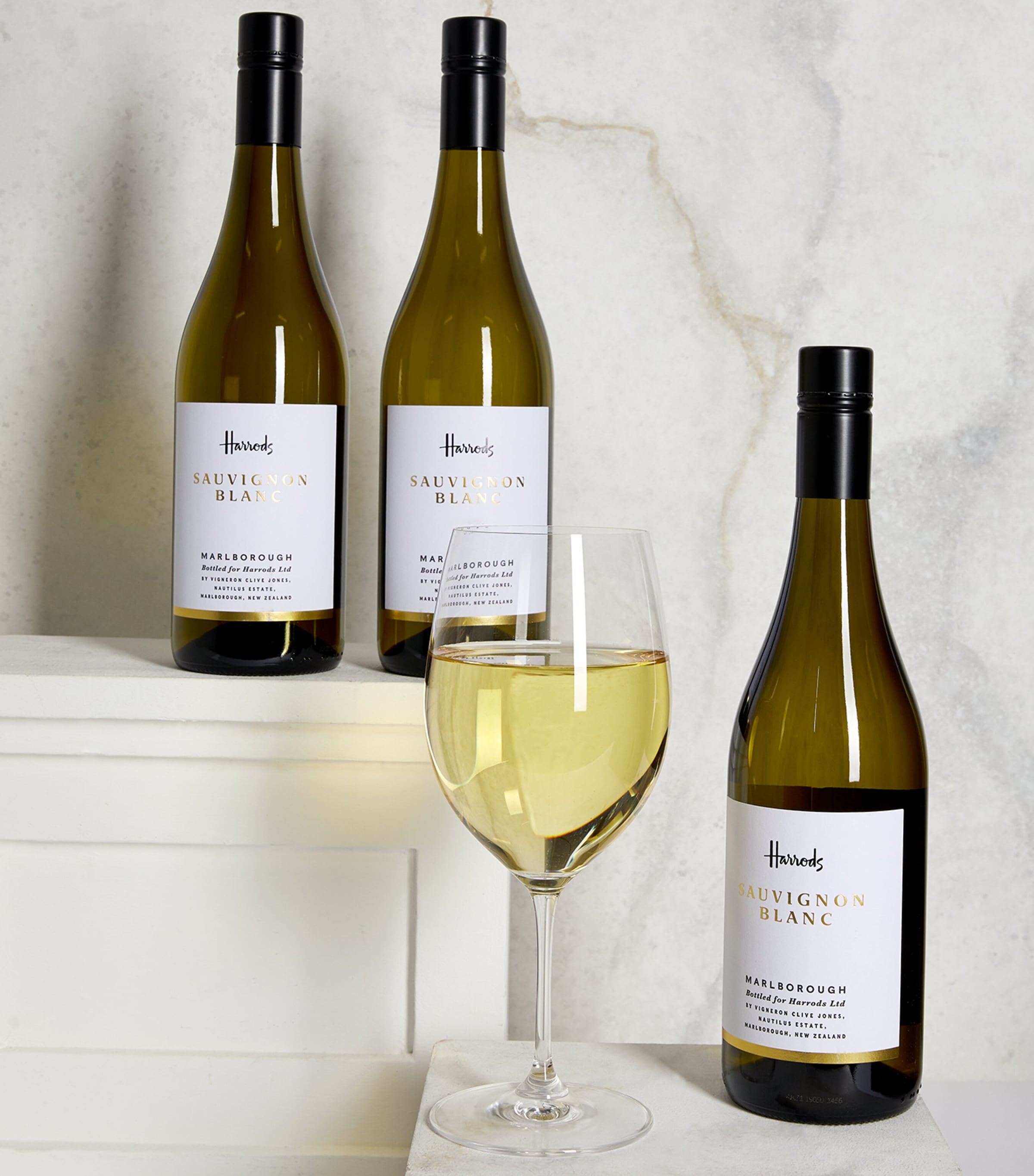 Harrods White Sauvignon Blanc Wine Case (12 Bottles) - Marlborough, New ...