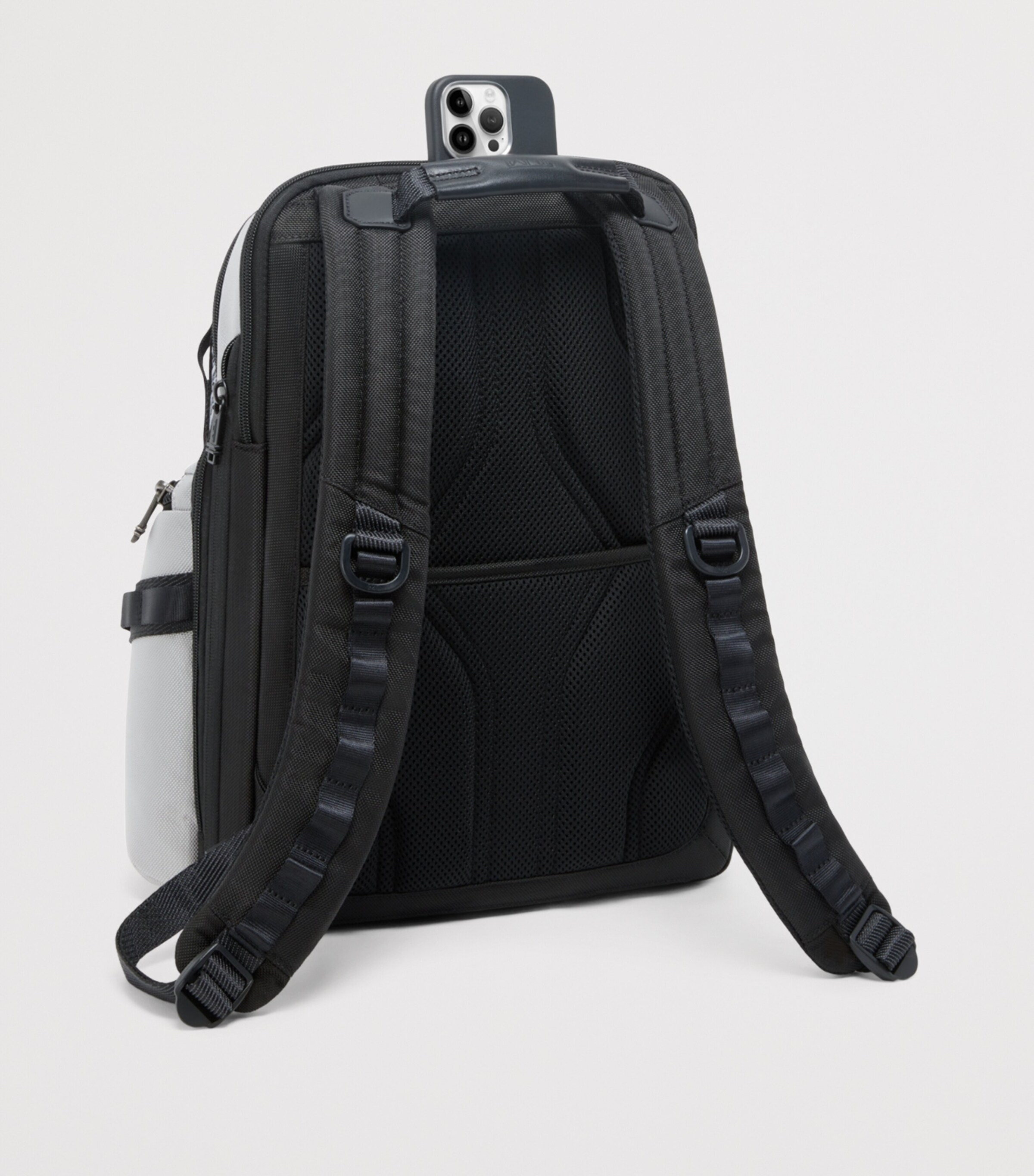 Tumi Alpha Bravo Navigation Backpack | Harrods DE