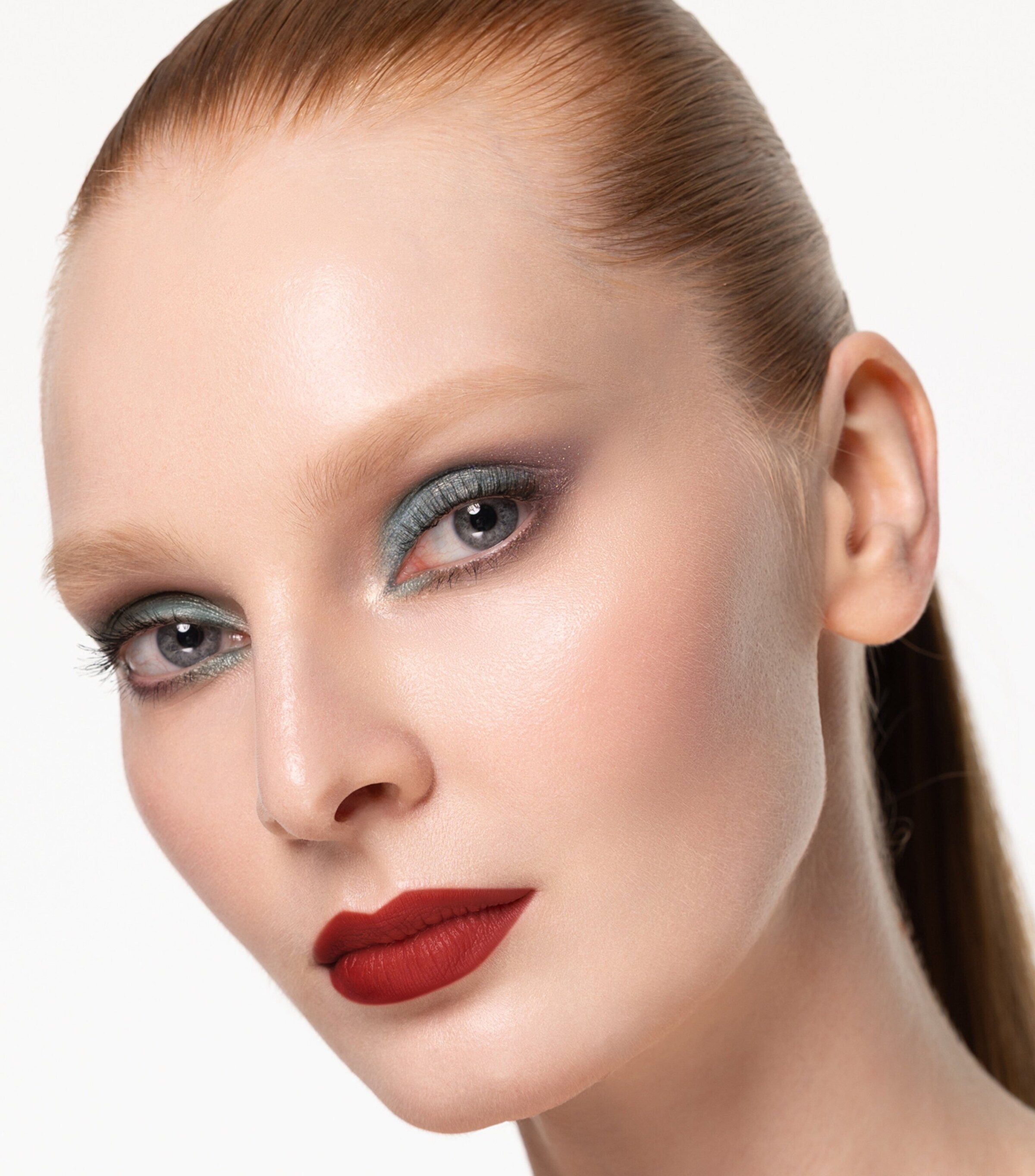 PAT MCGRATH LABS Gilded Nirvana Mega Eyeshadow Palette | Harrods UK