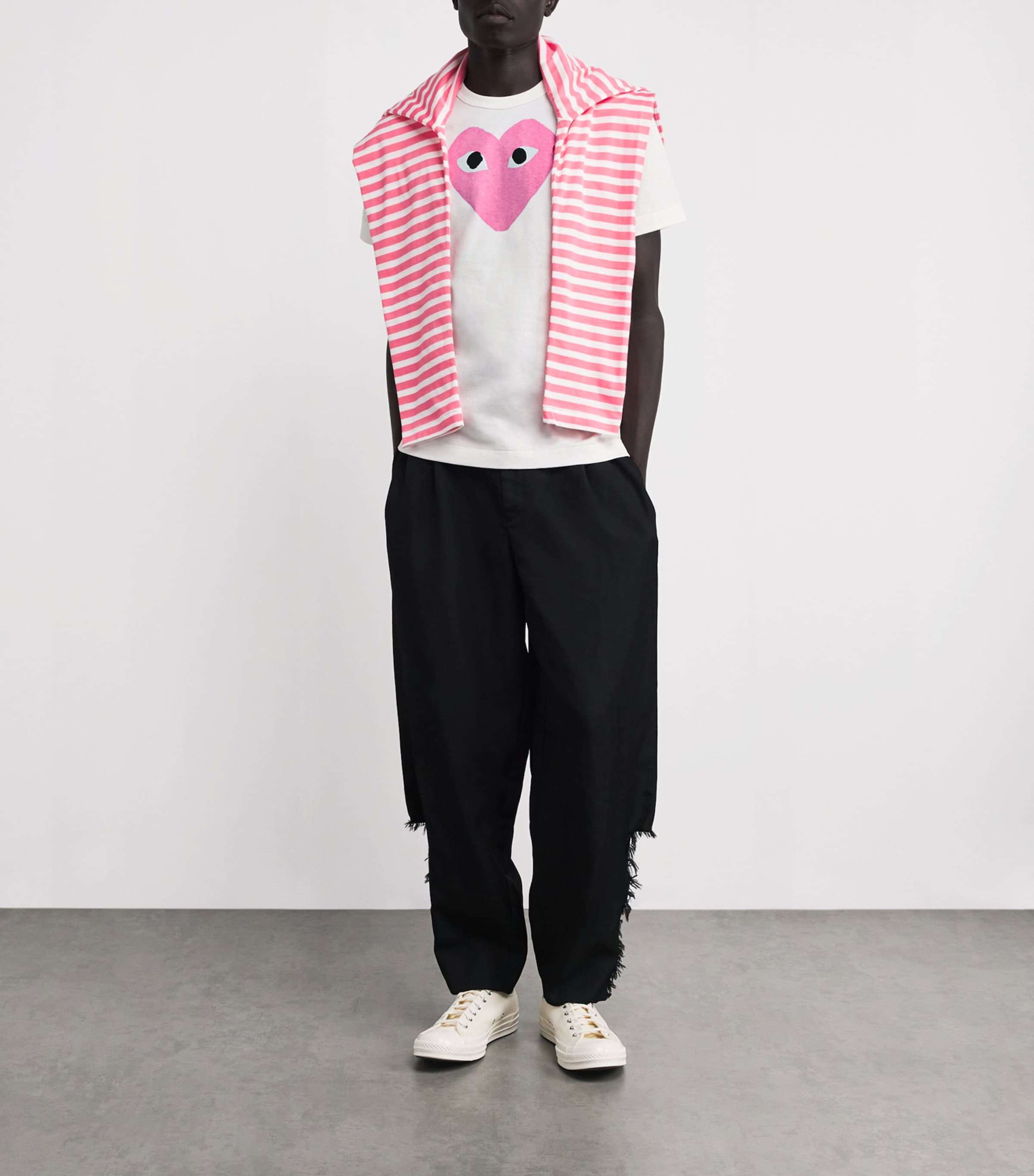 Comme Des Garçons Play Pink Heart Logo T-Shirt | Harrods HK