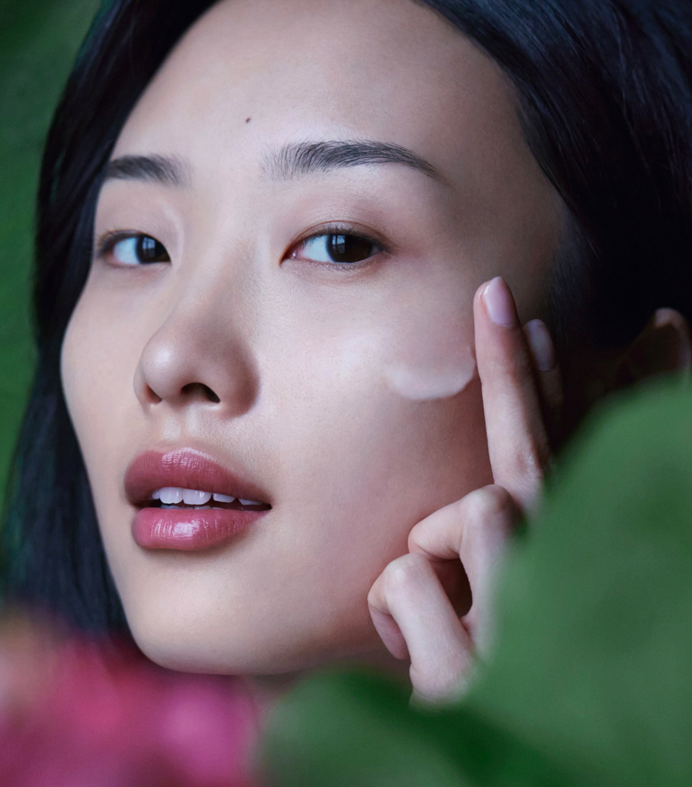 Fresh Lotus Youth Preserve Resurfacing Dream Serum (30ml) | Harrods UK