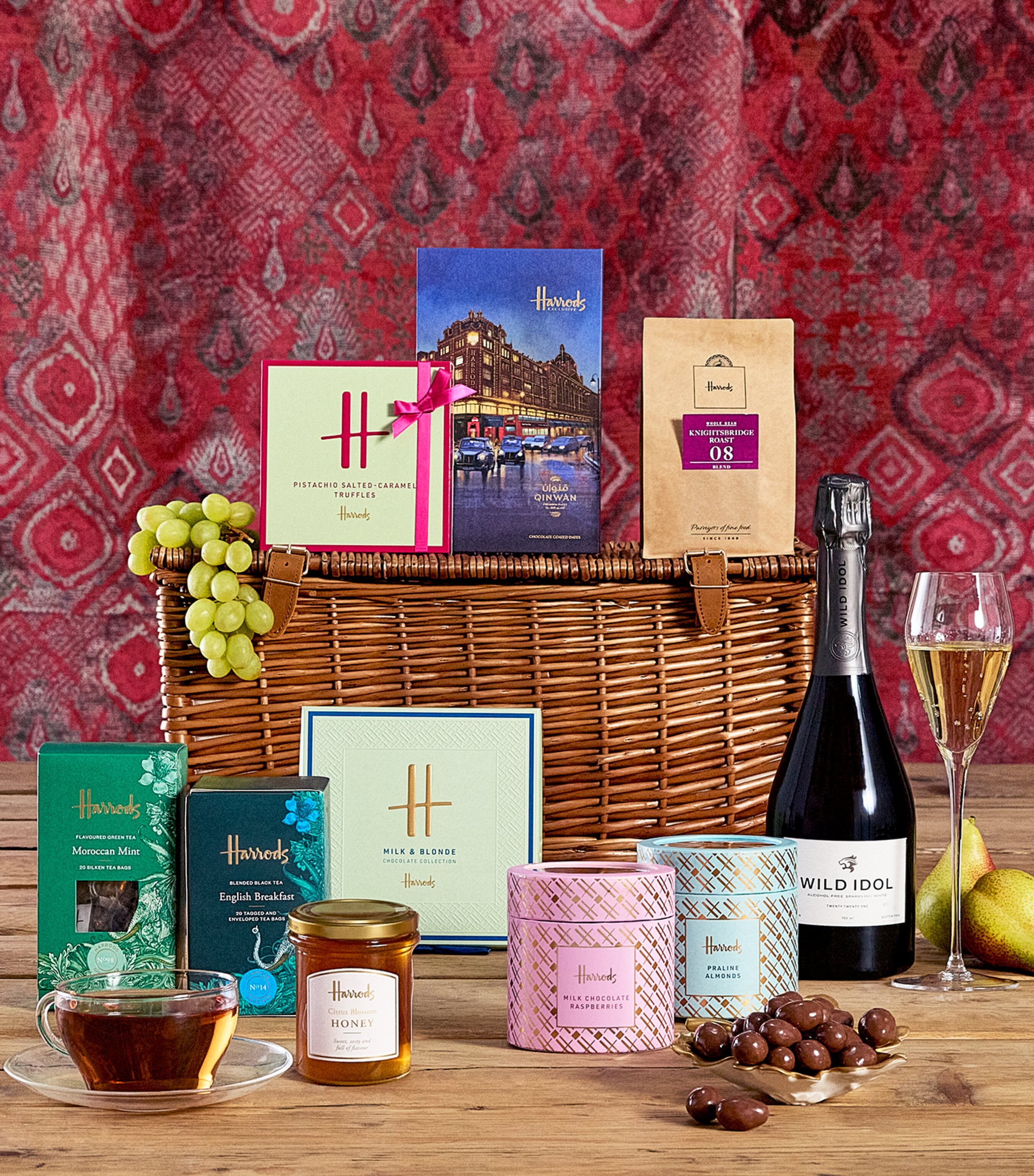 Harrods hampers uk store