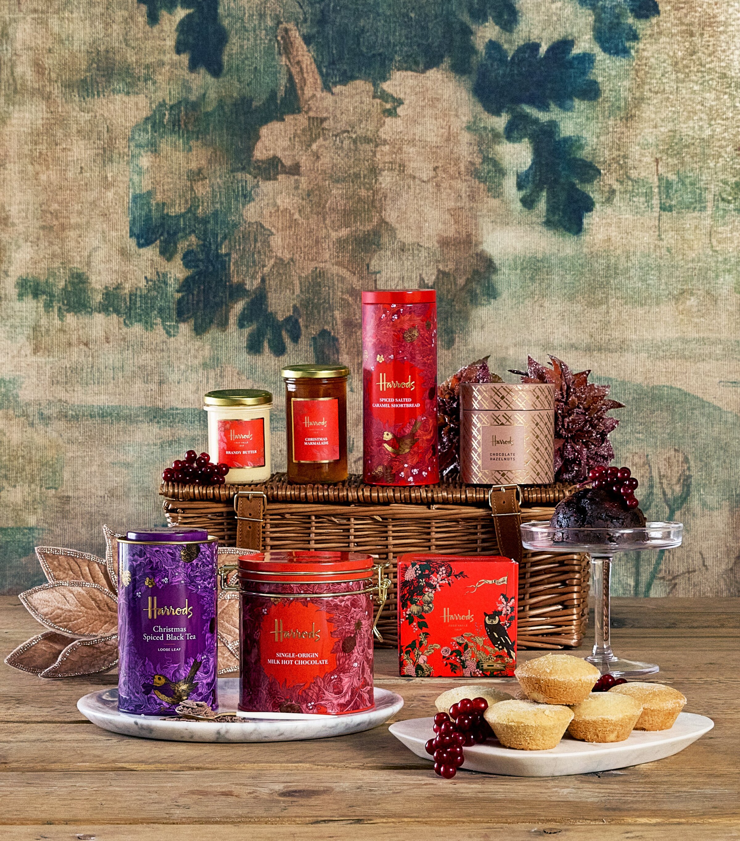 Luxury Hampers & Gift Boxes | Harrods UK