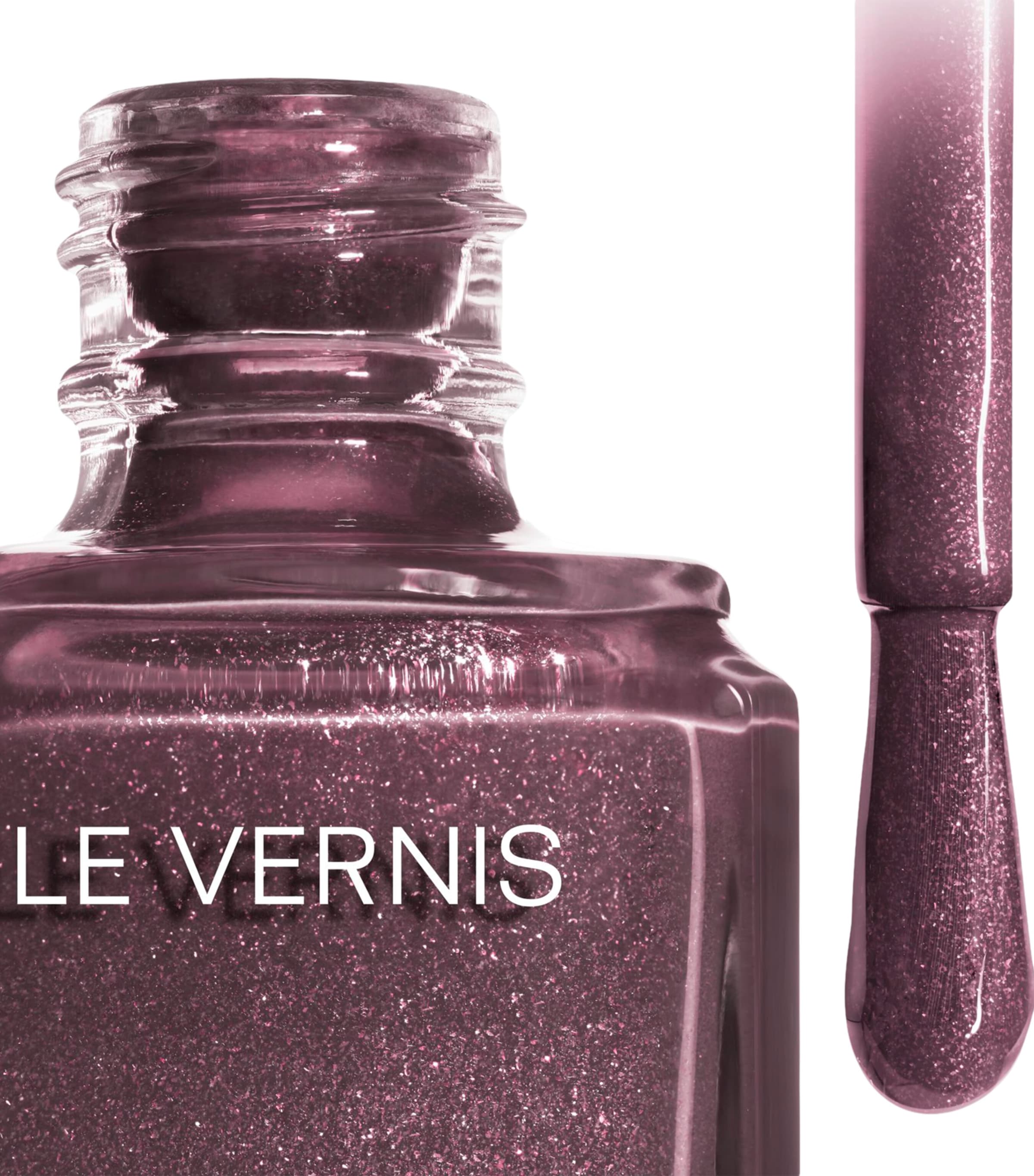 CHANEL LE VERNIS Longwear Nail Colour | Harrods KW