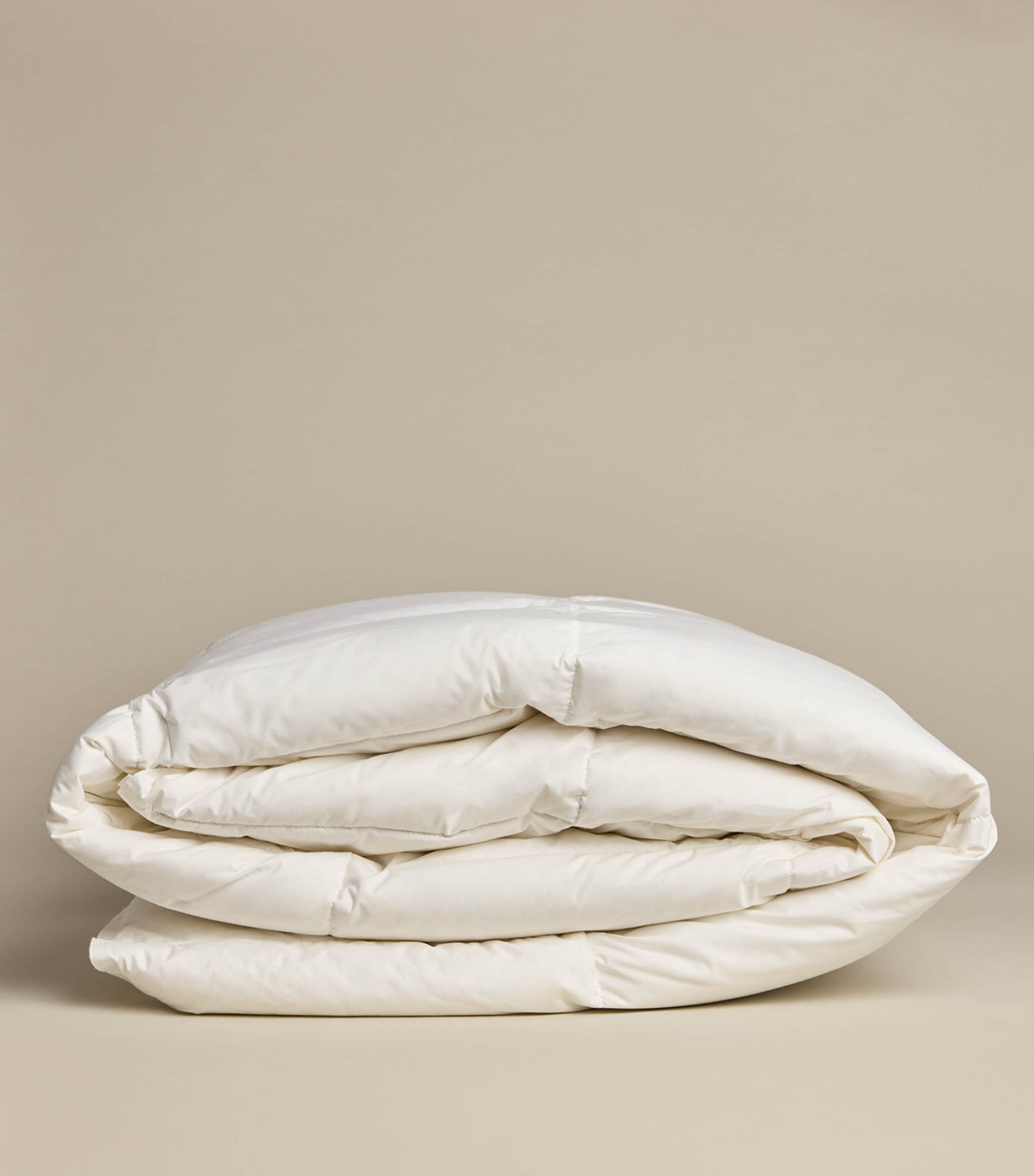 Harrods of London White Double Matterhorn Goose Down Duvet (200cm x ...