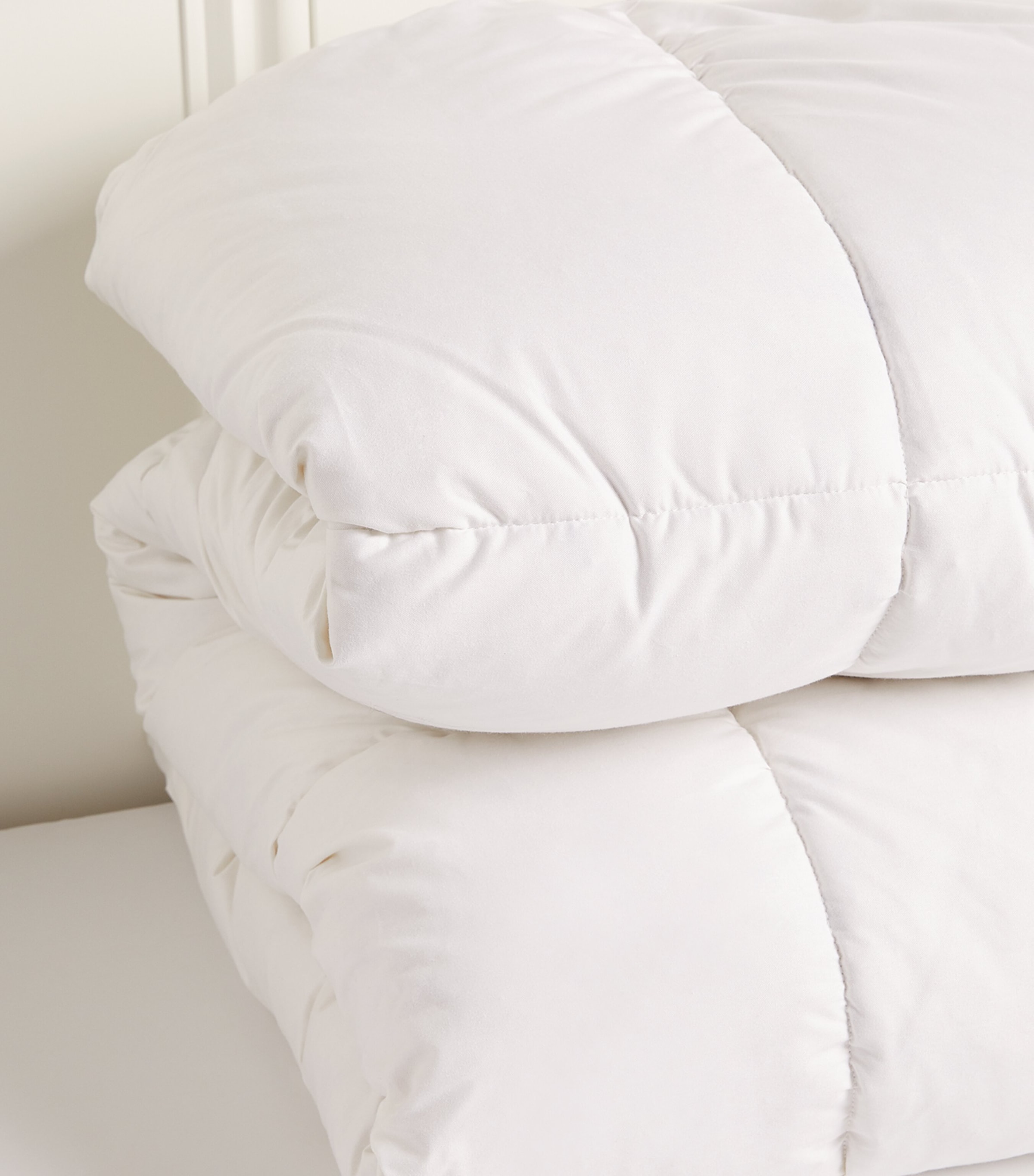 Frette Cortina Mattress Pad (200cm x 200cm) | Harrods UK