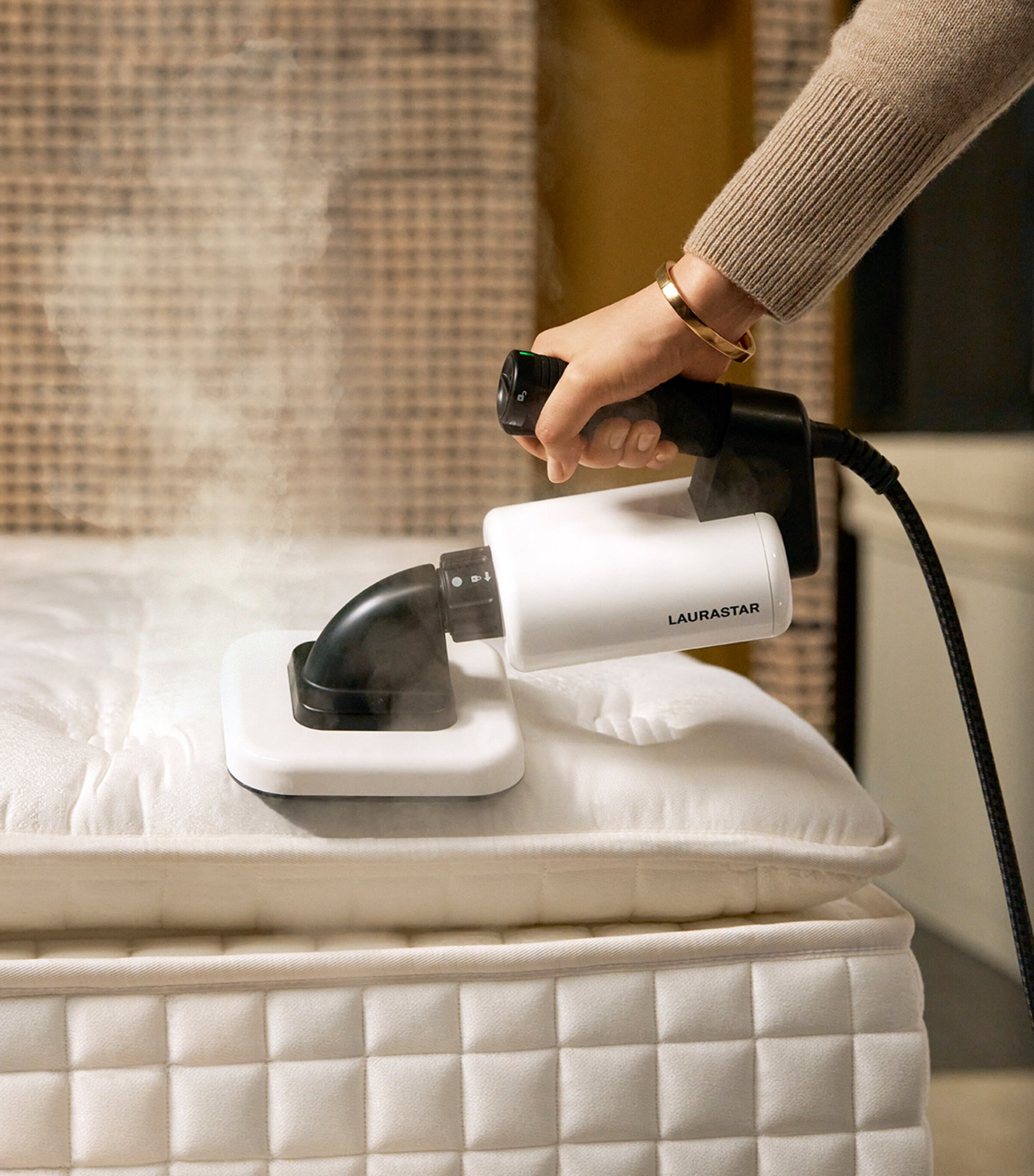 Laurastar AURA Steam Purifier | Harrods HK