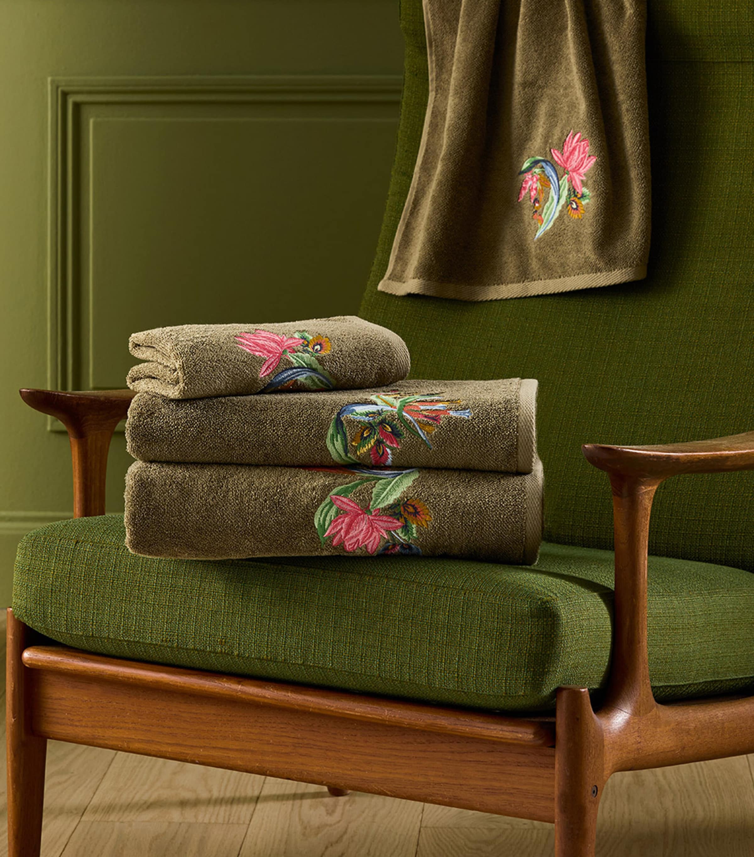 Yves Delorme Eze Bath Towel (70cm x 140cm) | Harrods HK