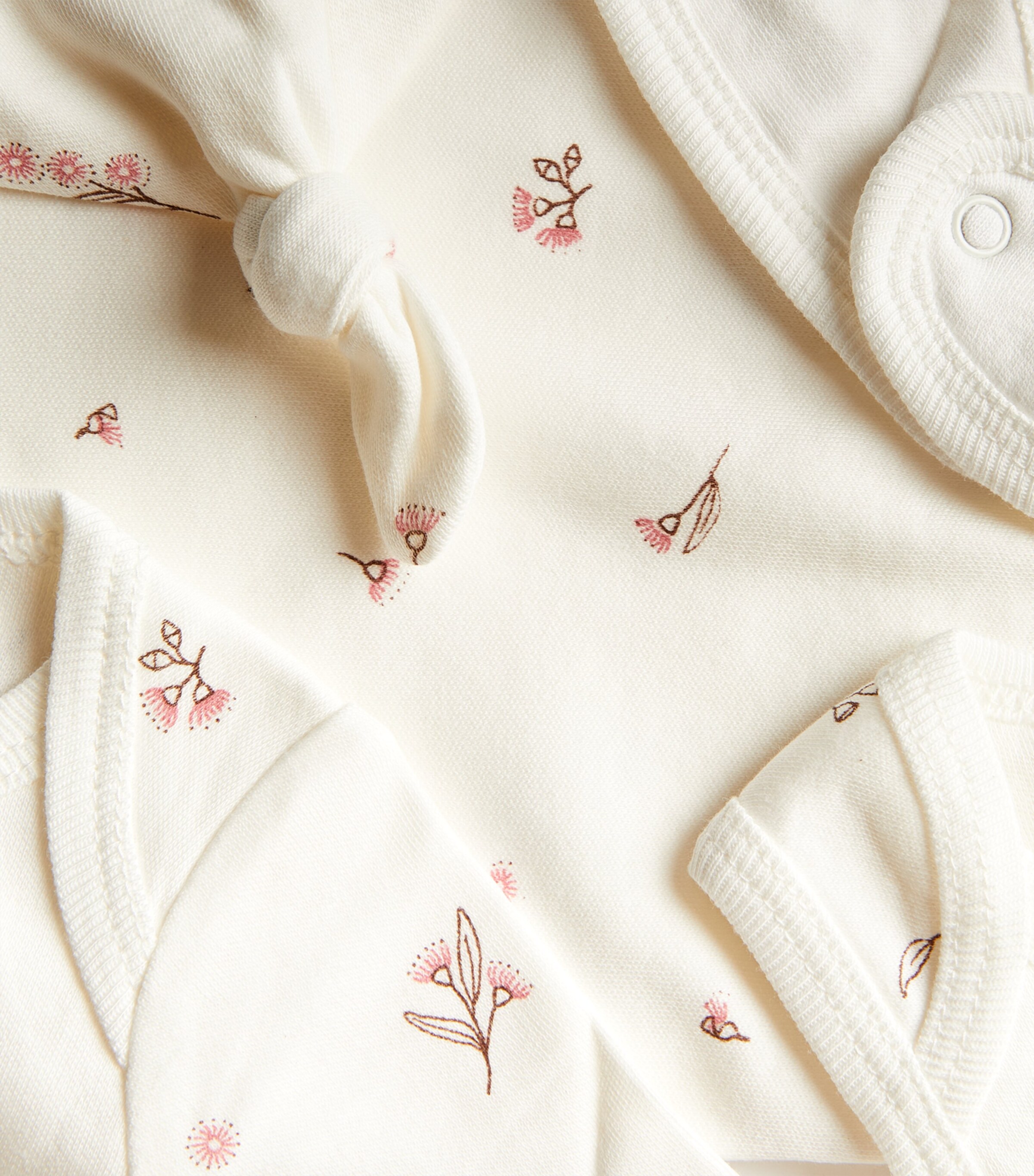 Purebaby Ivory Hospital Bag Set | Harrods UK