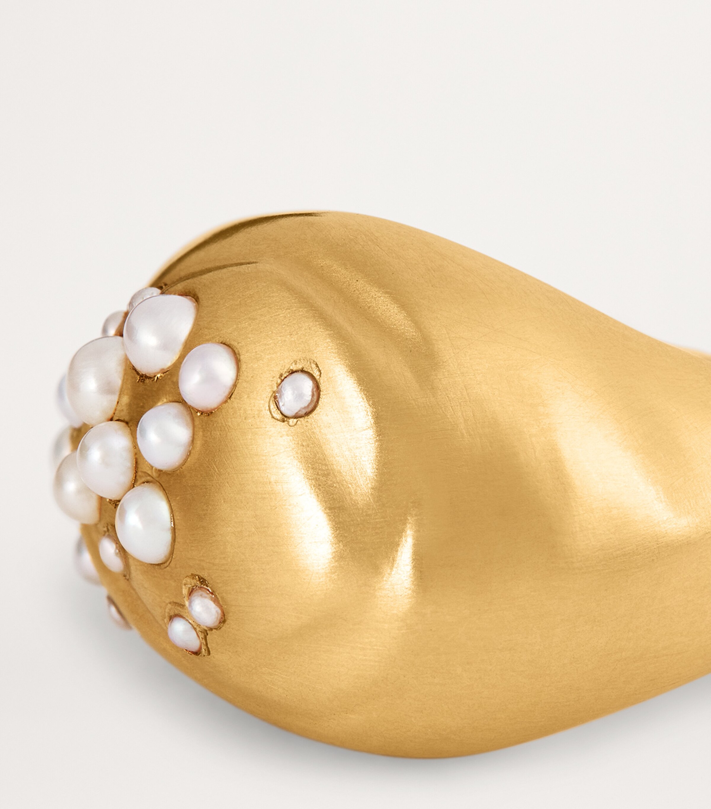 Nada Ghazal Yellow Gold and Pearl Pop of Hope Ring | Harrods UK