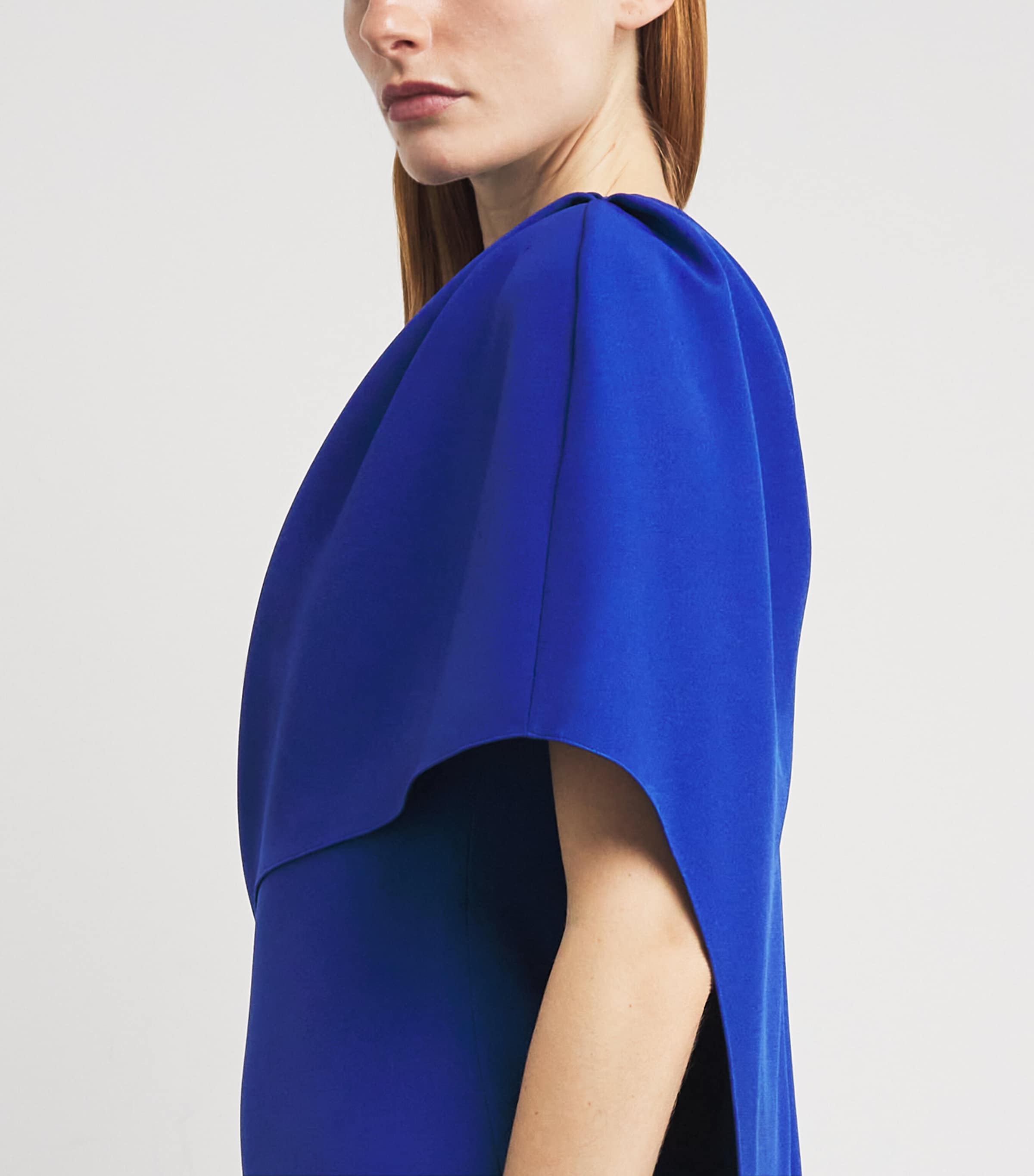 Safiyaa Blue Crepe Cape-Detail Contessa Gown | Harrods NL