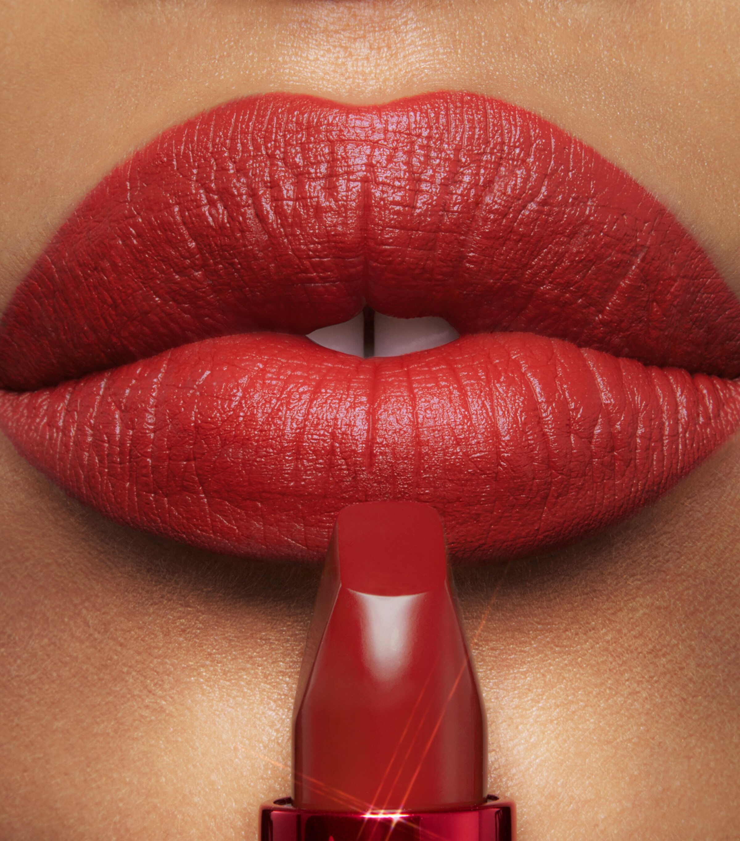 Charlotte Tilbury Hollywood Beauty Icon Matte Revolution Lipstick ...