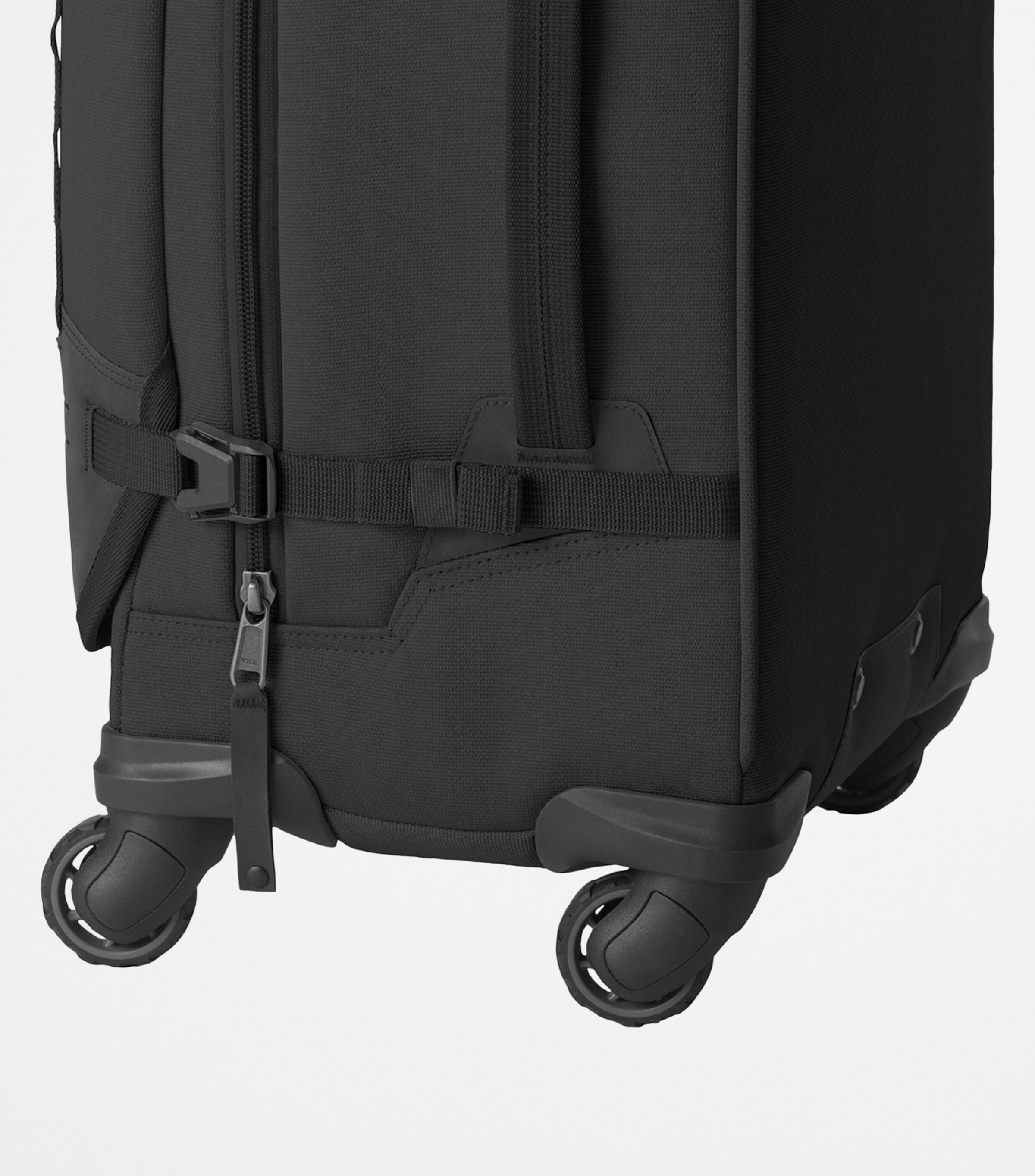 Eagle Creek Black Gear Warrior XE 4-Wheel Carry-On Suitcase (55cm ...