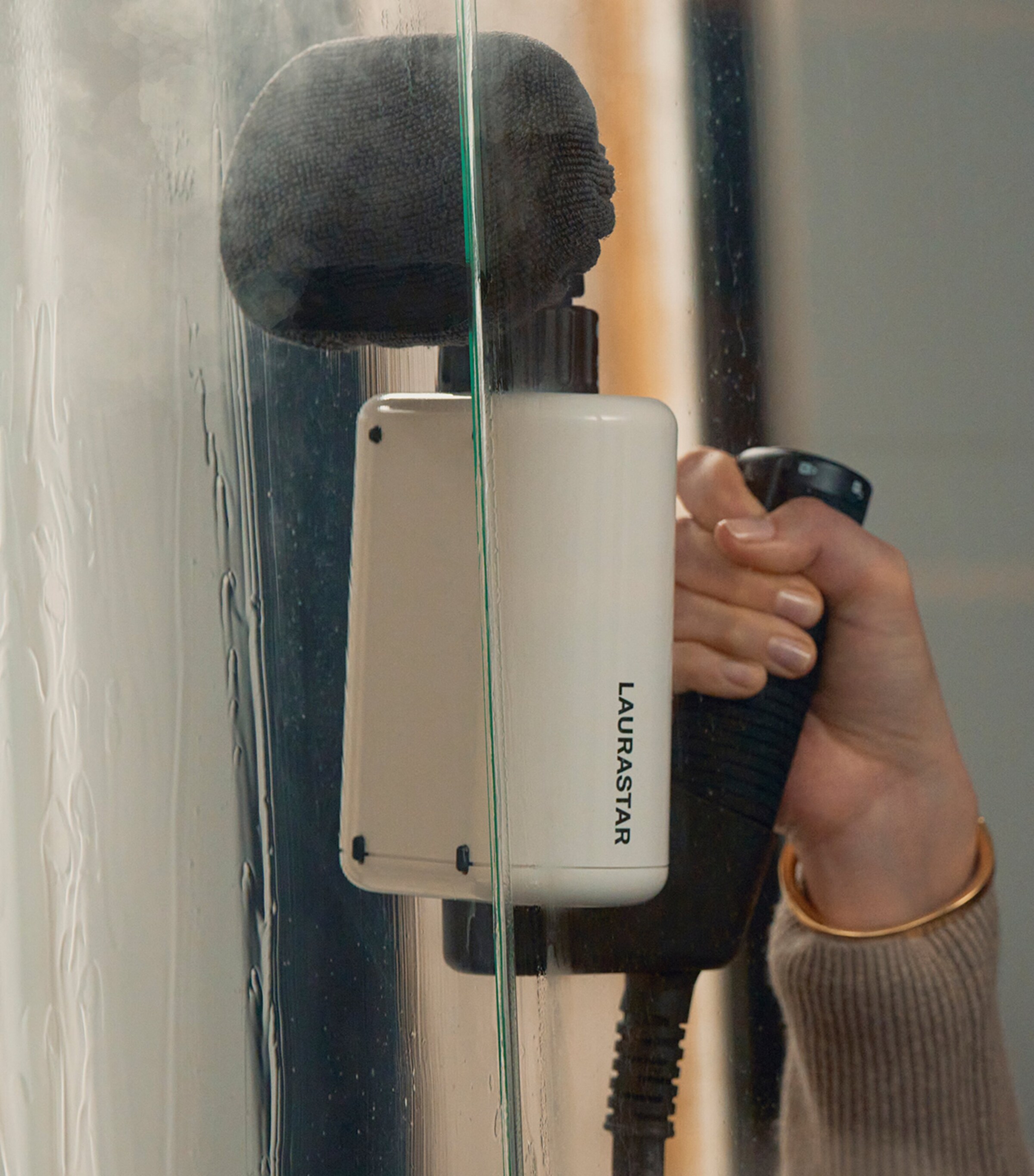 Laurastar AURA Steam Purifier | Harrods AU