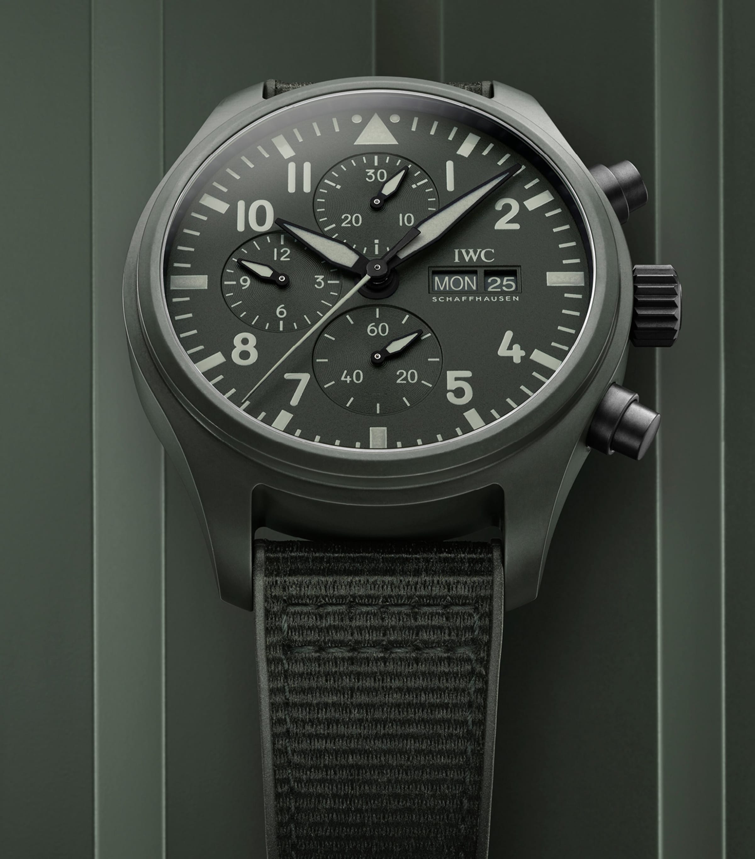 IWC Schaffhausen Ceramic Pilot's Chronograph TOP GUN Woodland Watch 44 ...