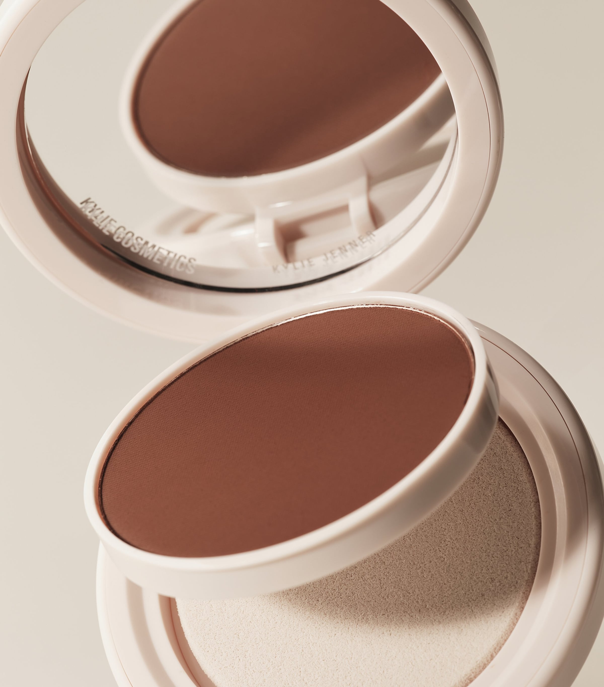 Kylie Cosmetics Natural Blur Powder Foundation Harrods UK