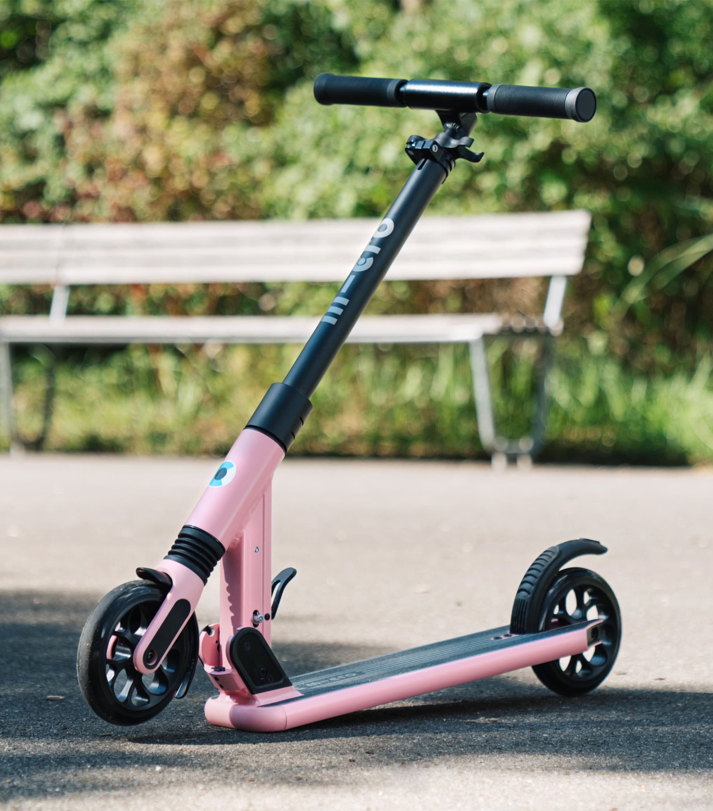 Micro Scooters Sprite Suspension 2-Wheel Scooter | Harrods HK