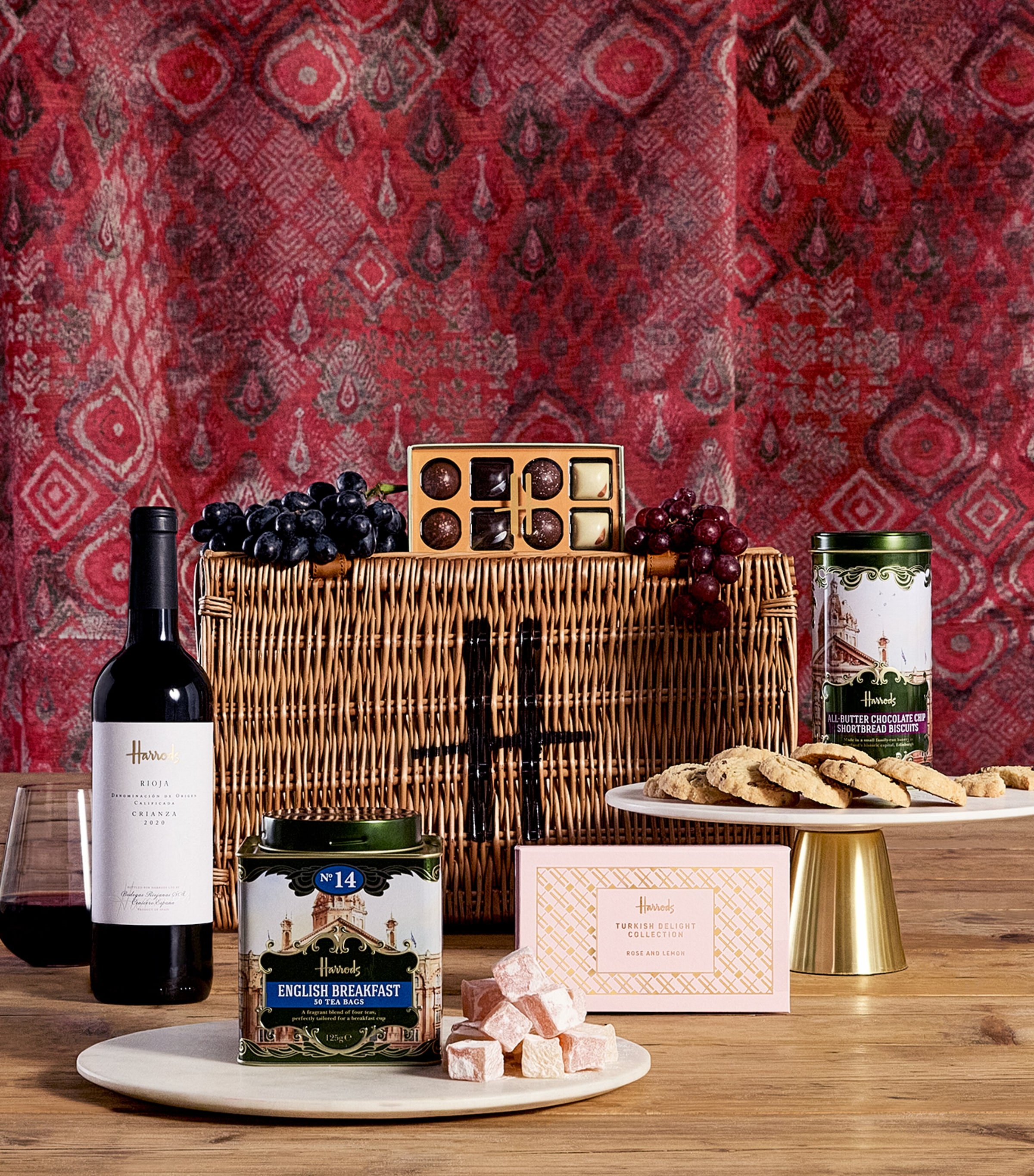 Luxury Hampers & Gift Boxes | Harrods UK