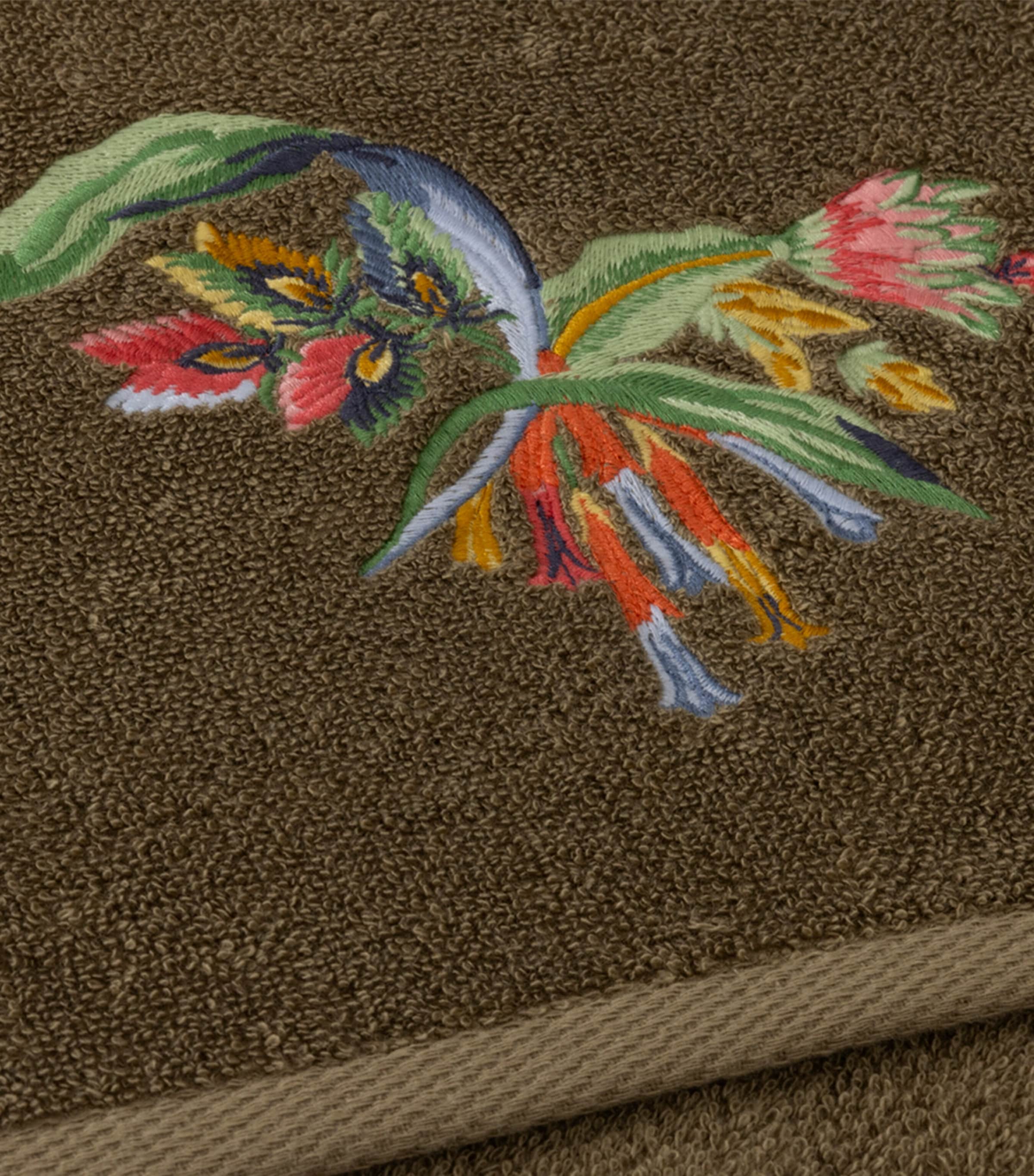 Yves Delorme Eze Bath Towel (70cm x 140cm) | Harrods HK