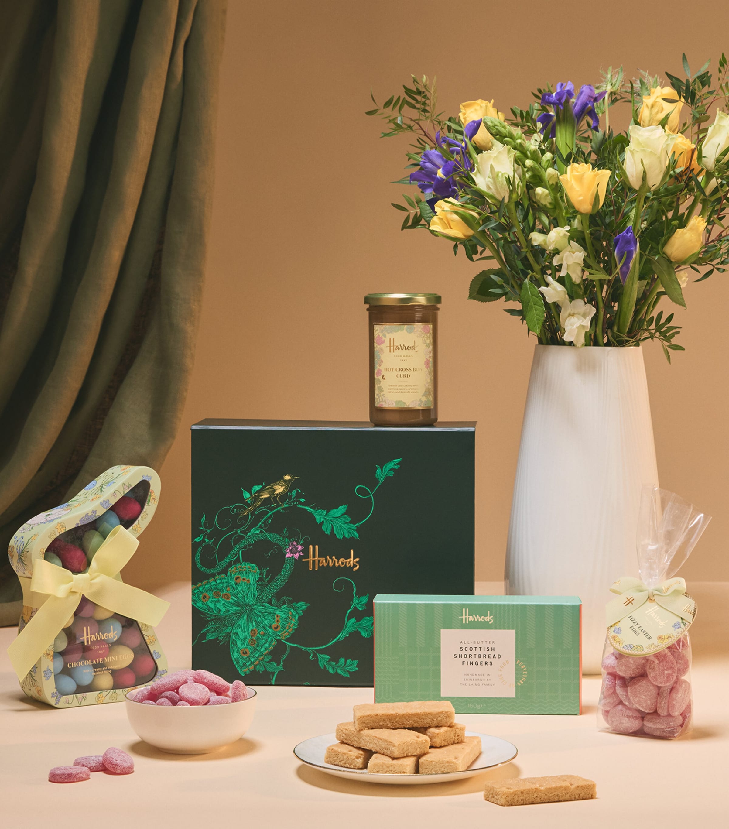 Gift Baskets & Gift Boxes | Harrods US