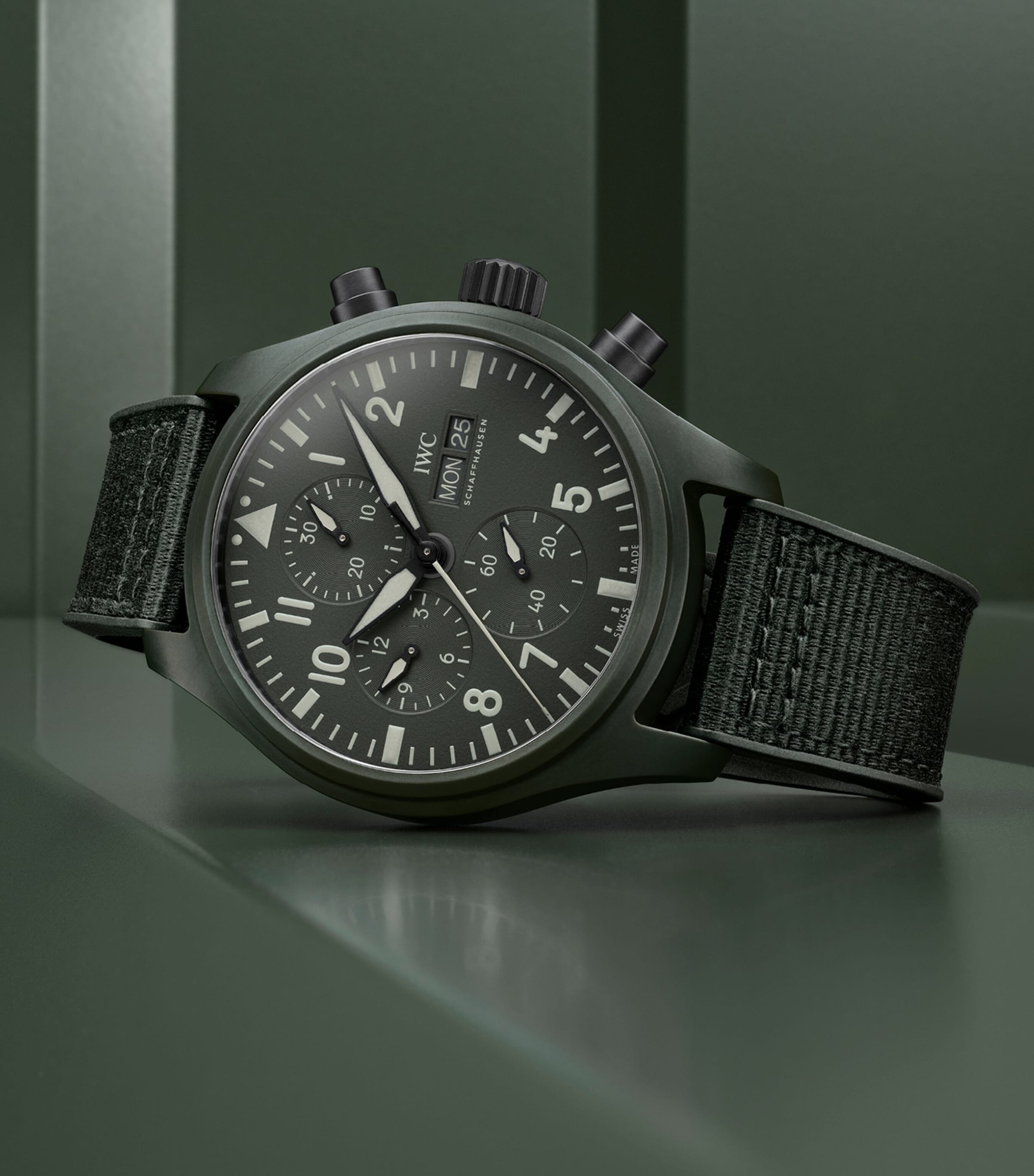 IWC Schaffhausen Ceramic Pilot's Chronograph TOP GUN Woodland Watch 44 ...