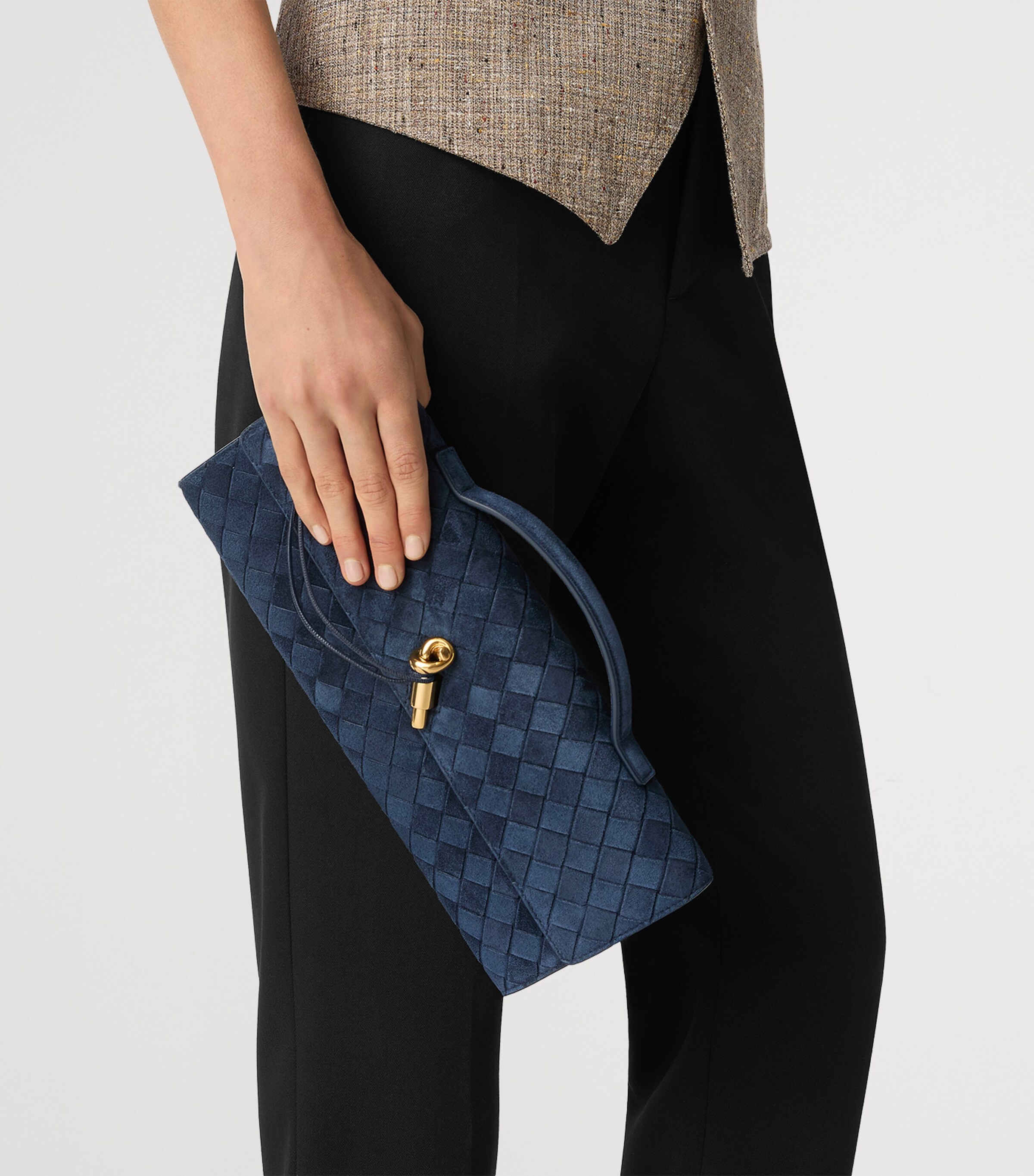 Bottega Veneta Blue Suede Andiamo Clutch Bag | Harrods DE